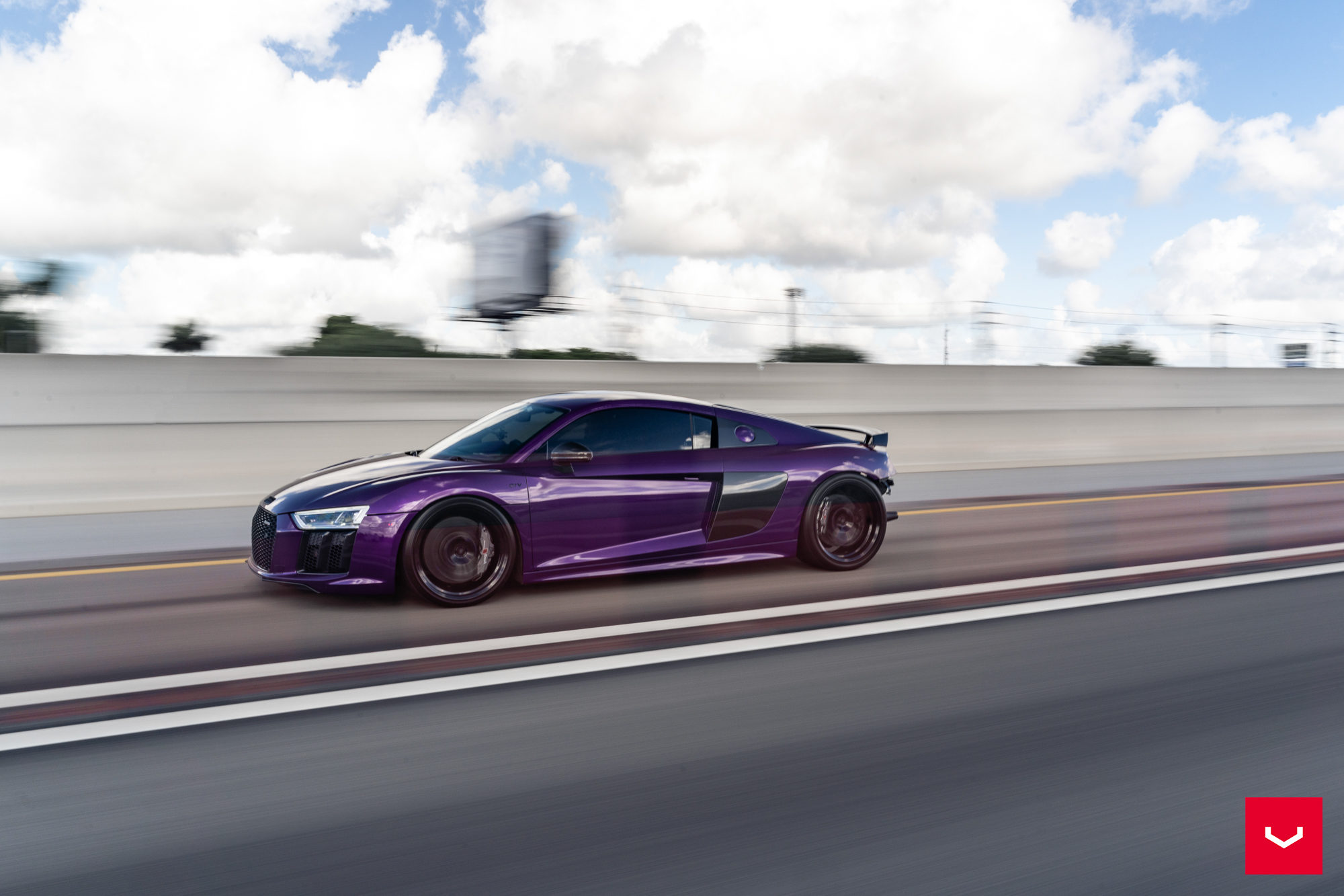 AUDI R8 TWIN TURBO - HYBRID FORGED SERIES: HF-5 - Vossen Wheels