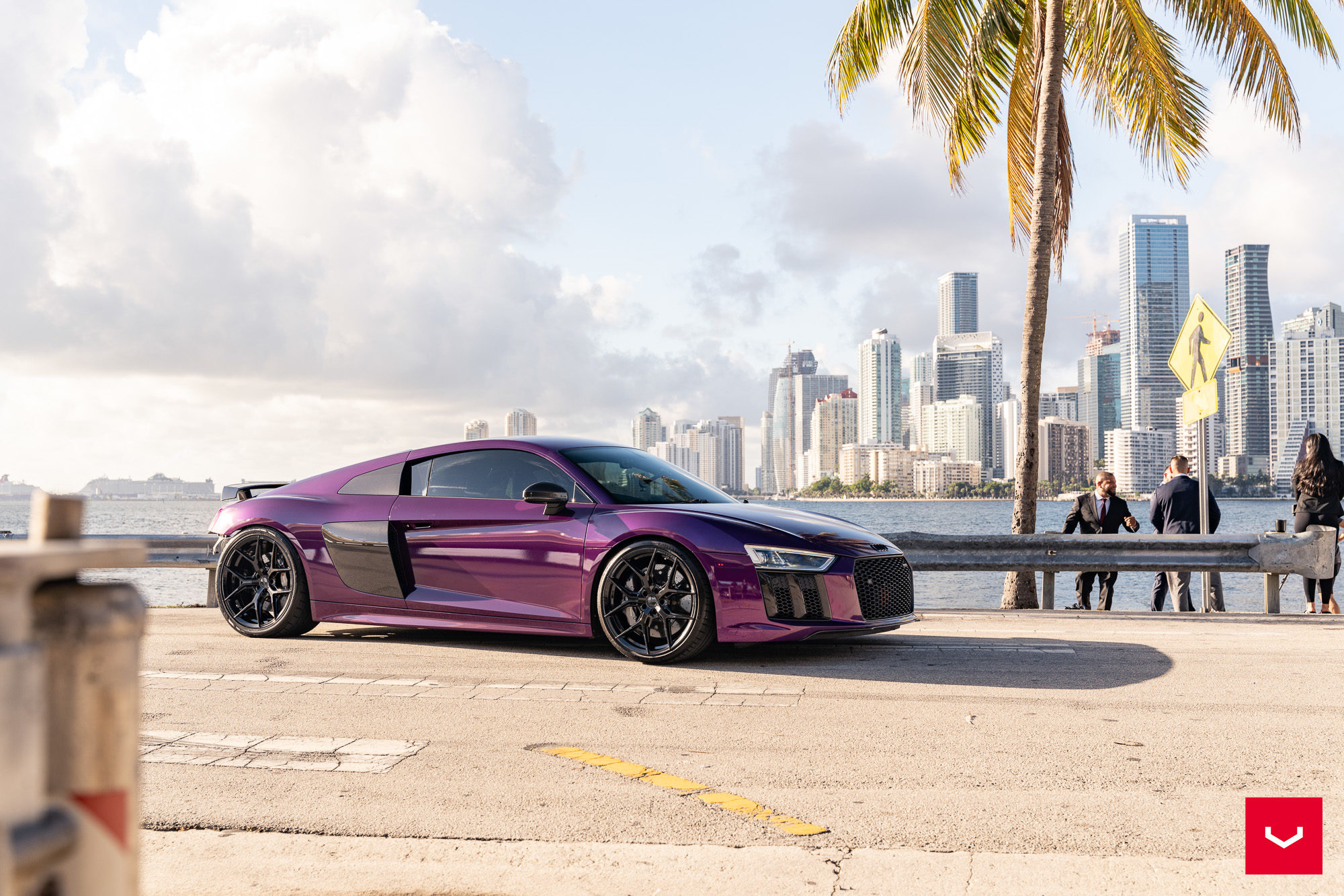 AUDI R8 TWIN TURBO - HYBRID FORGED SERIES: HF-5 - Vossen Wheels
