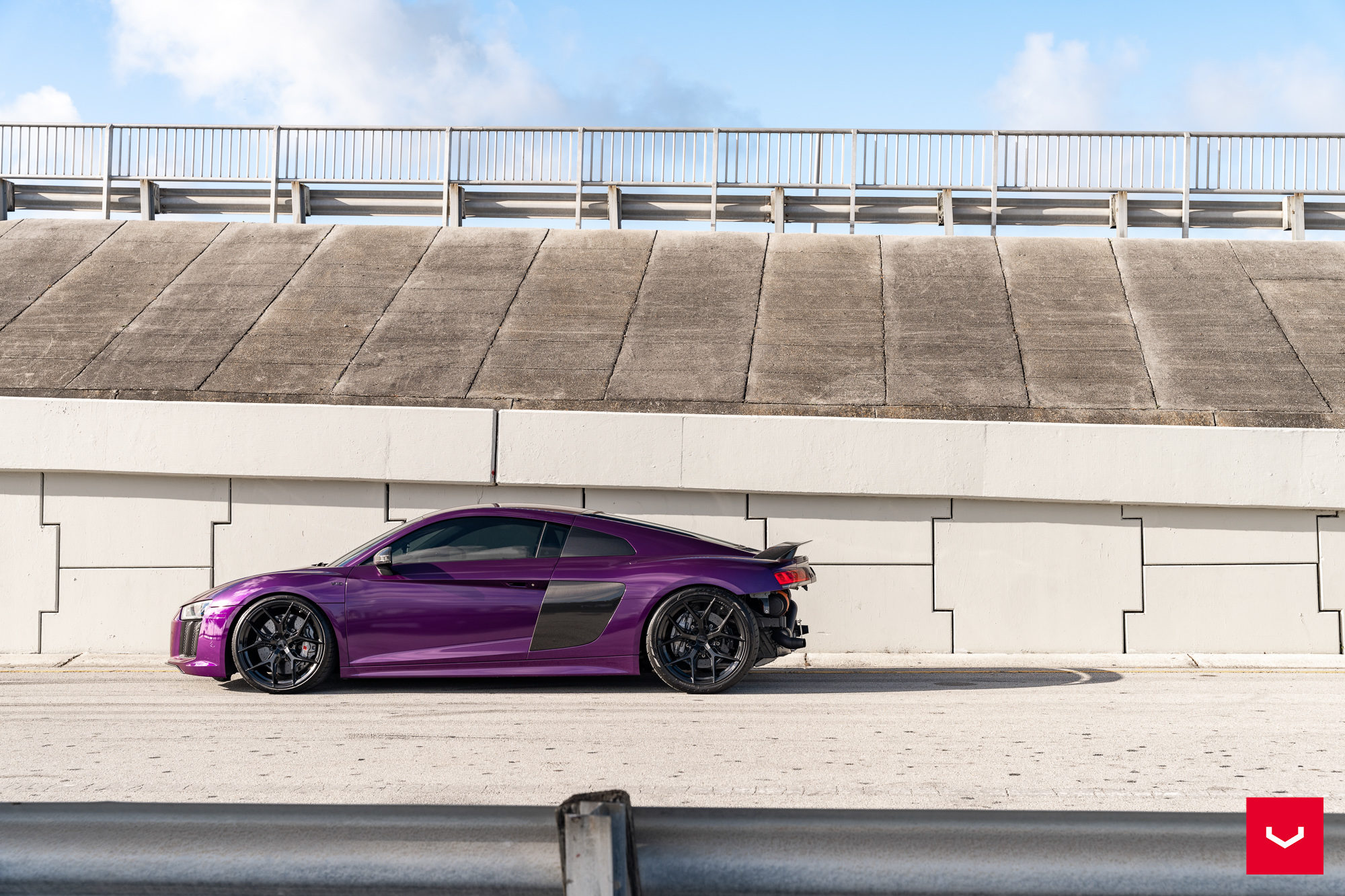 AUDI R8 TWIN TURBO - HYBRID FORGED SERIES: HF-5 - Vossen Wheels