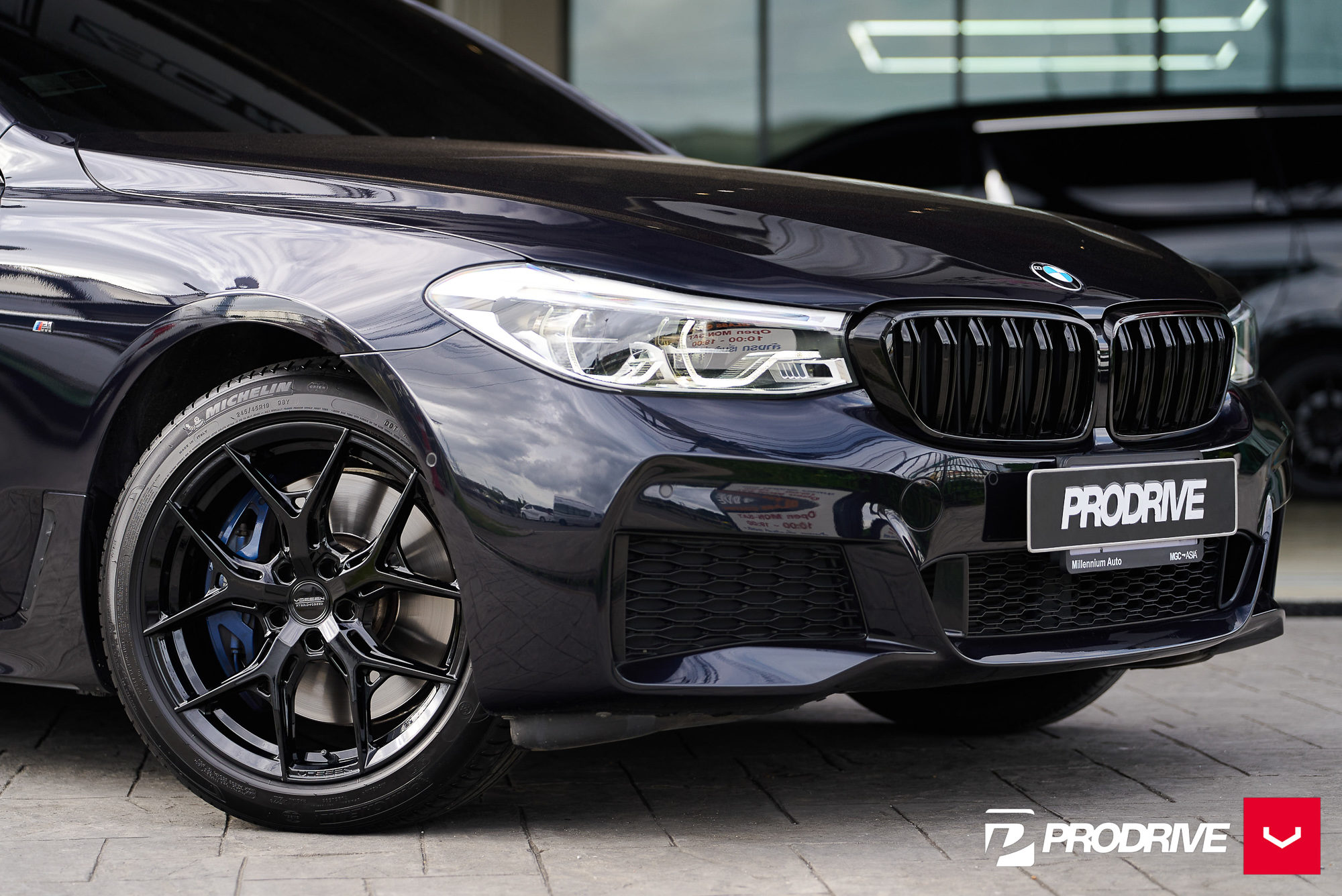 BMW 6GT - HYBRID FORGED SERIES: HF-5 - Vossen Wheels
