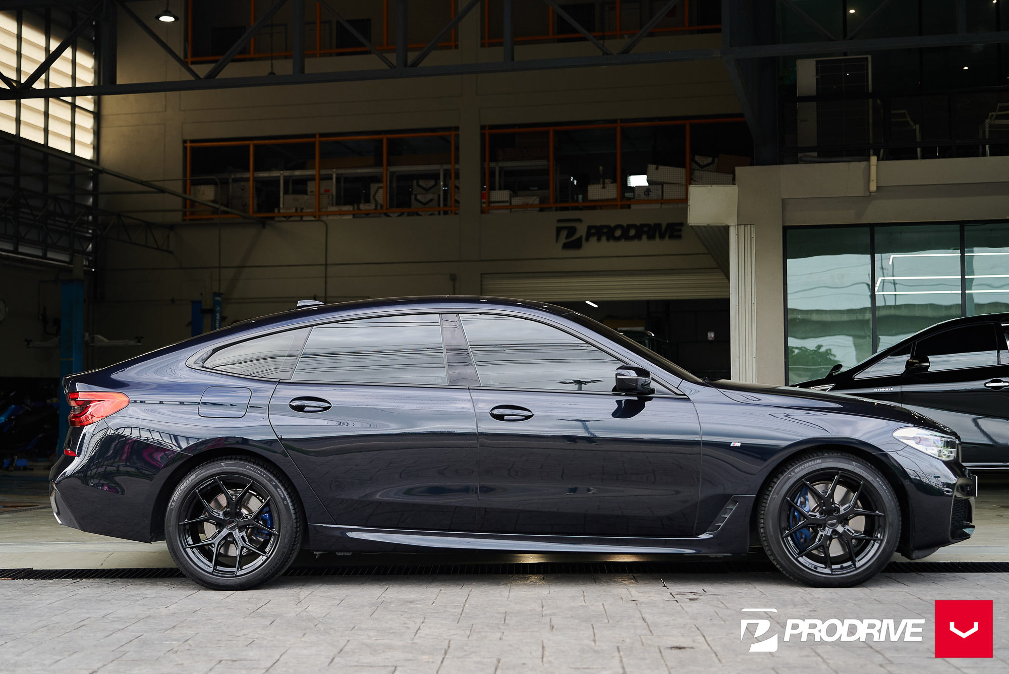 BMW 6GT - HYBRID FORGED SERIES: HF-5 - Vossen Wheels