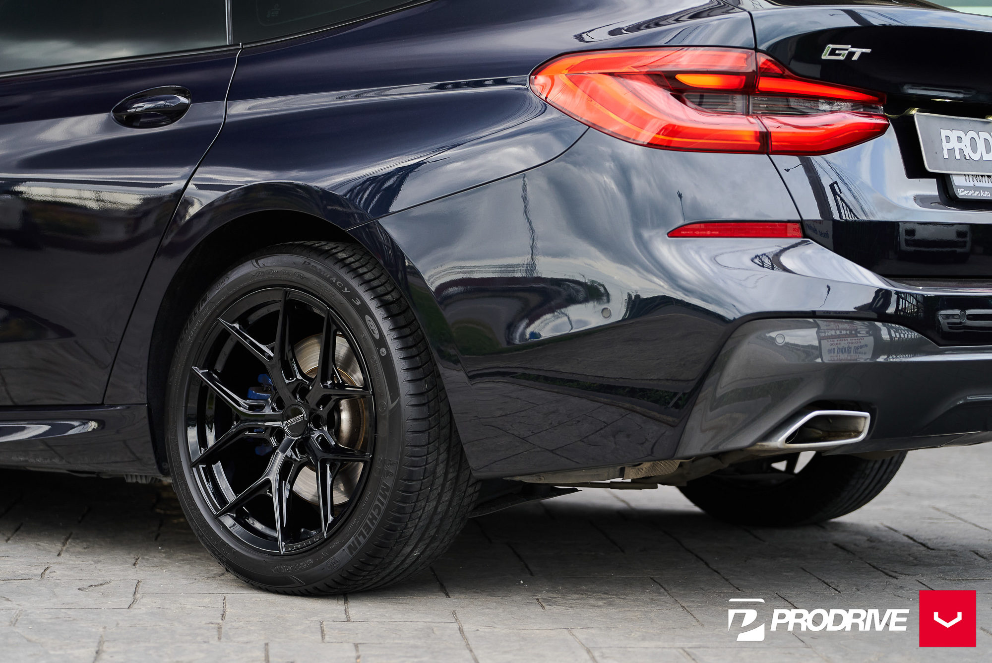 BMW 6GT - HYBRID FORGED SERIES: HF-5 - Vossen Wheels