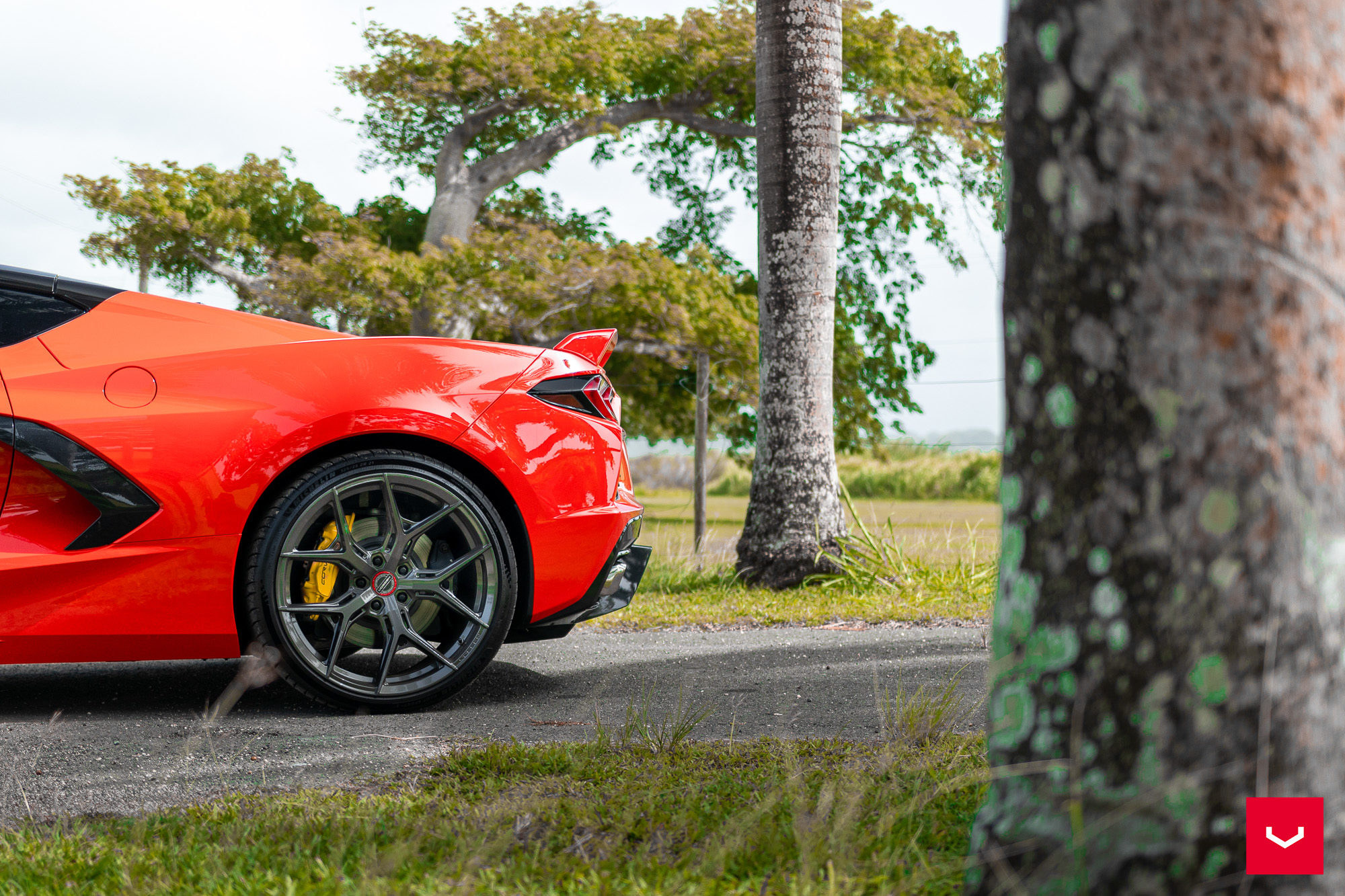 CHEVROLET CORVETTE C8 - HYBRID FORGED SERIES: HF-5 - Vossen Wheels