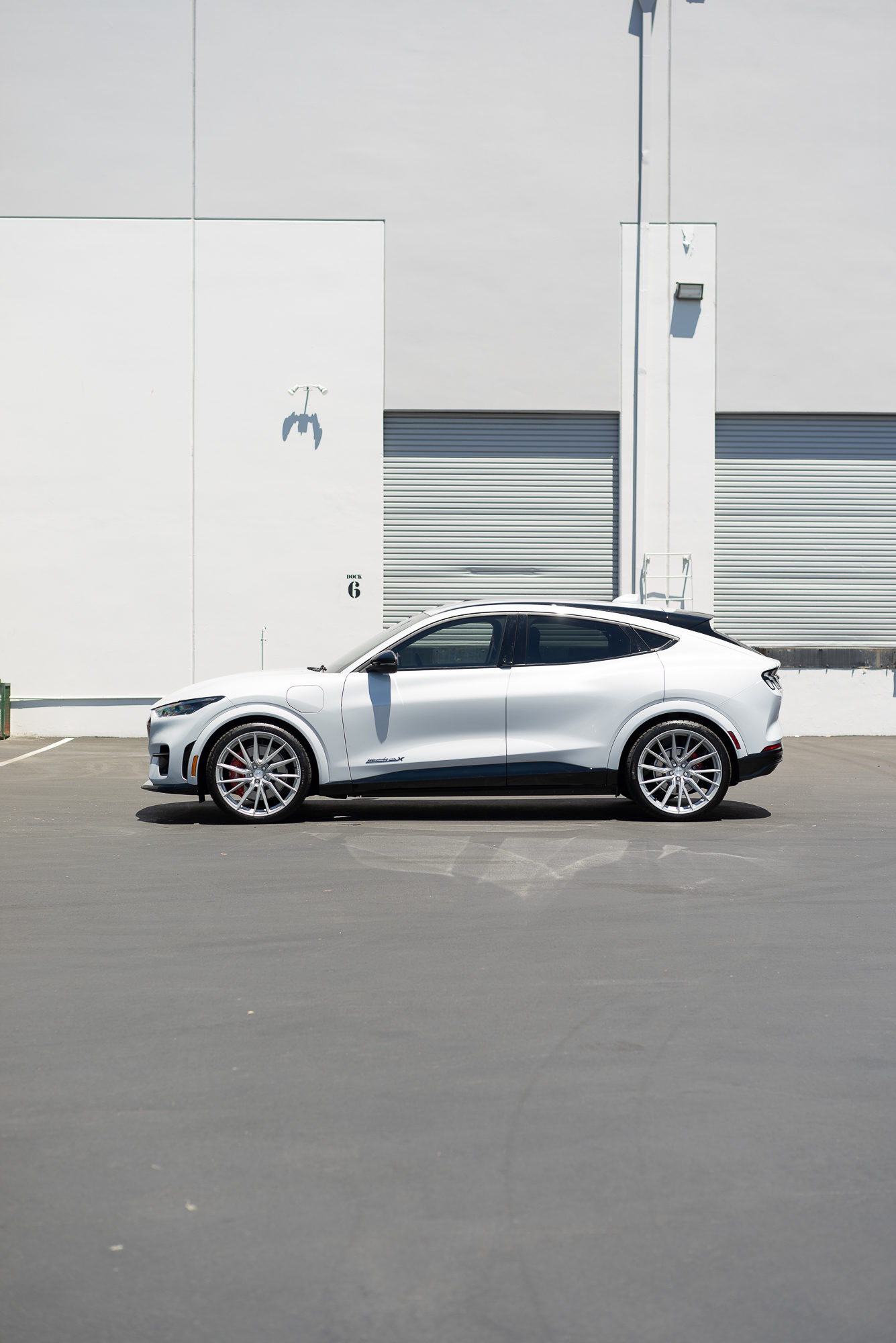 FORD MUSTANG MACH-E - HYBRID FORGED SERIES: HF-4T - Vossen Wheels