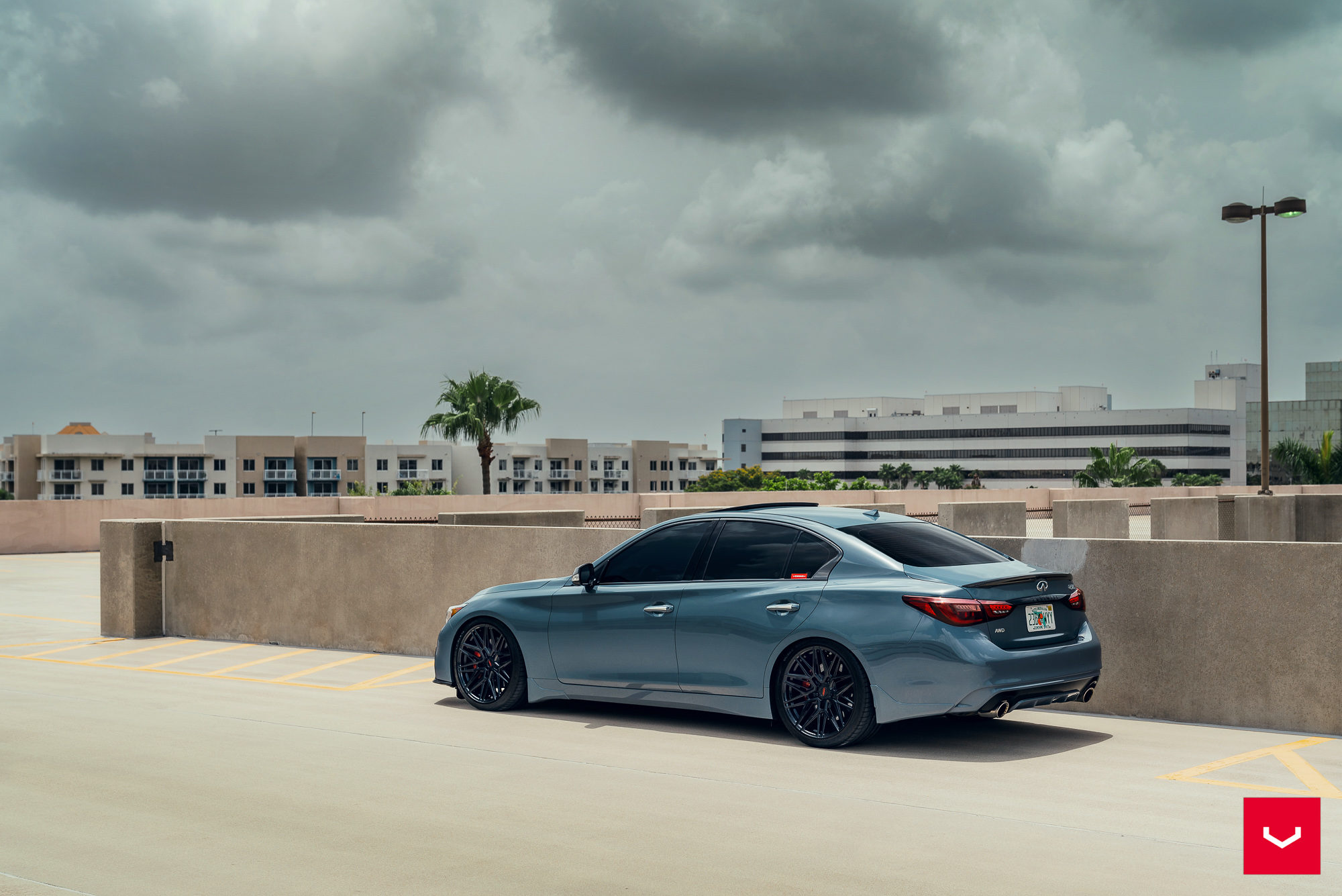 INFINITI Q50S - HYBRID FORGED SERIES: HF-7 - Vossen Wheels