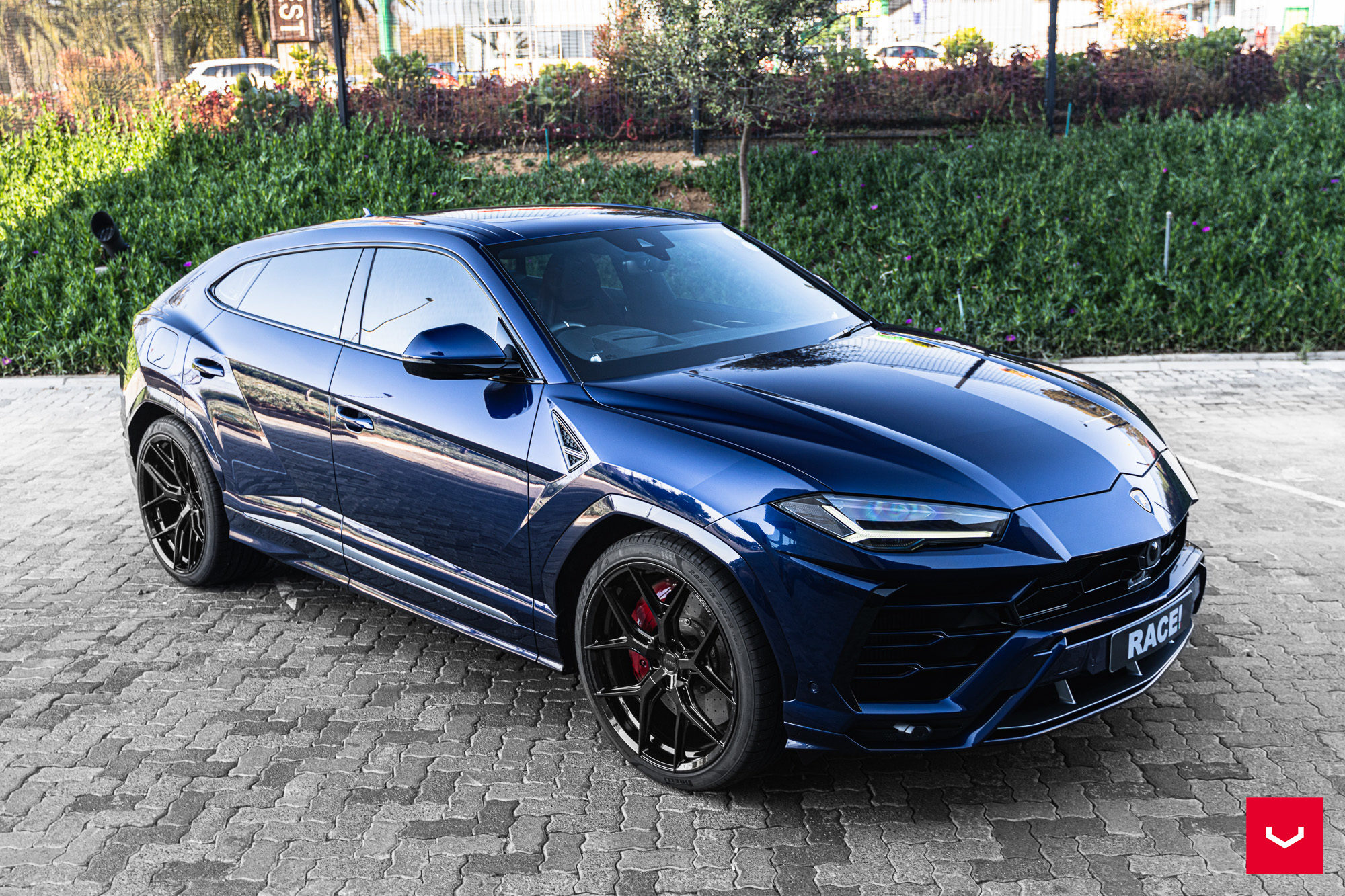 LAMBORGHINI URUS - HYBRID FORGED SERIES: HF-5 - Vossen Wheels