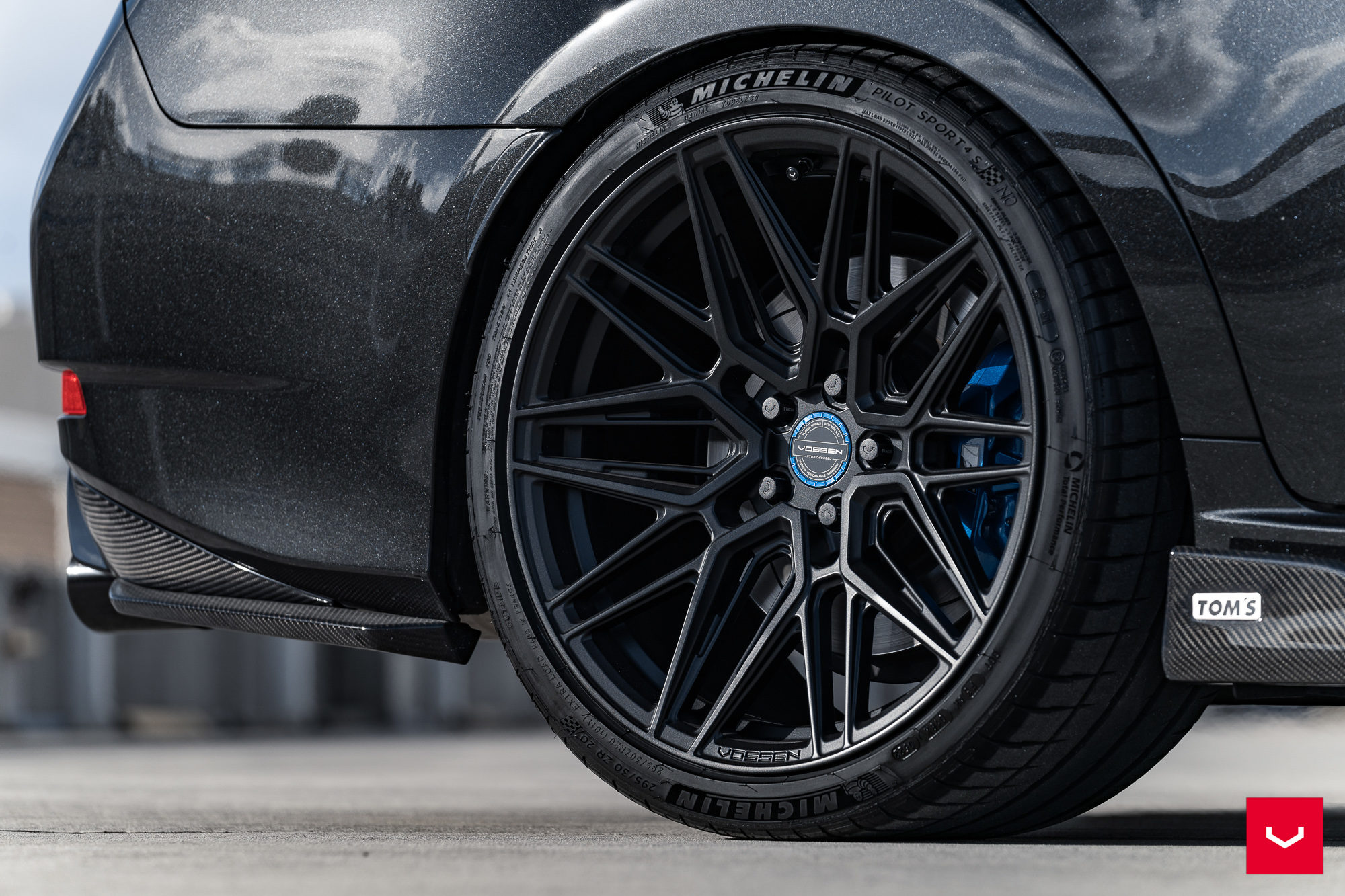 LEXUS GSF - HYBRID FORGED SERIES: HF-7 - Vossen Wheels