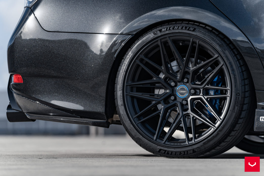 LEXUS GSF - HYBRID FORGED SERIES: HF-7 - Vossen Wheels