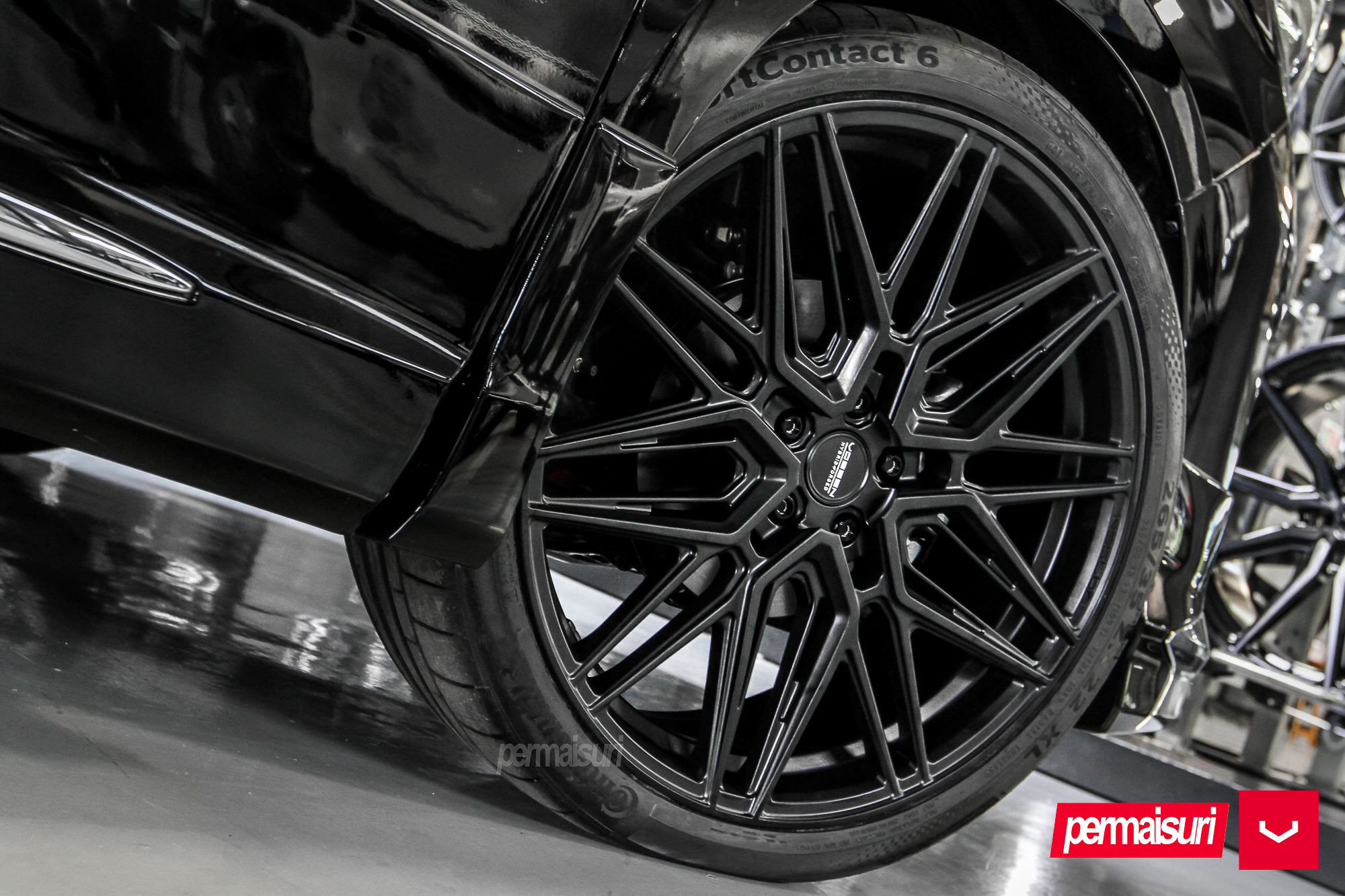 TOYOTA ALPHARD - HYBRID FORGED SERIES: HF-7 - Vossen Wheels