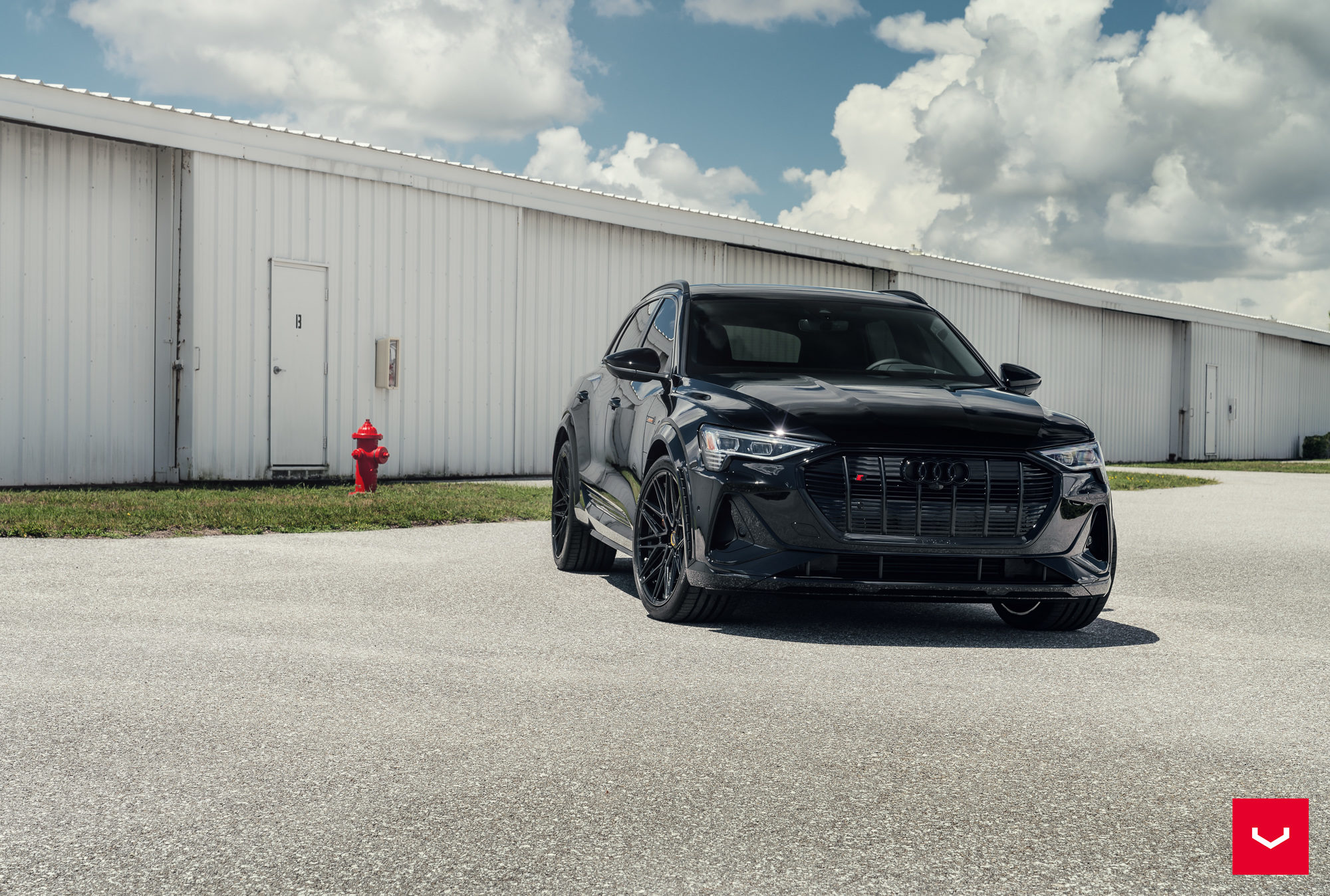 AUDI E-TRON - HYBRID FORGED SERIES: HF-7 - Vossen Wheels