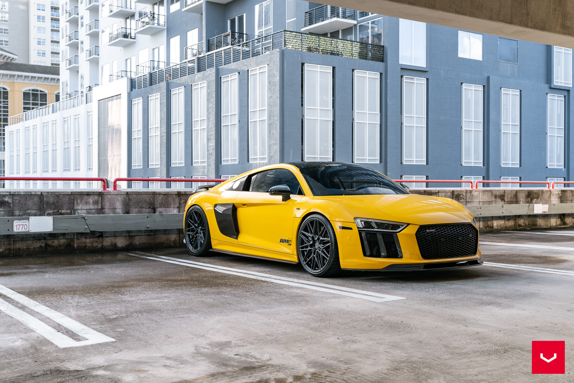 AUDI R8 - HYBRID FORGED SERIES: HF-7 - Vossen Wheels
