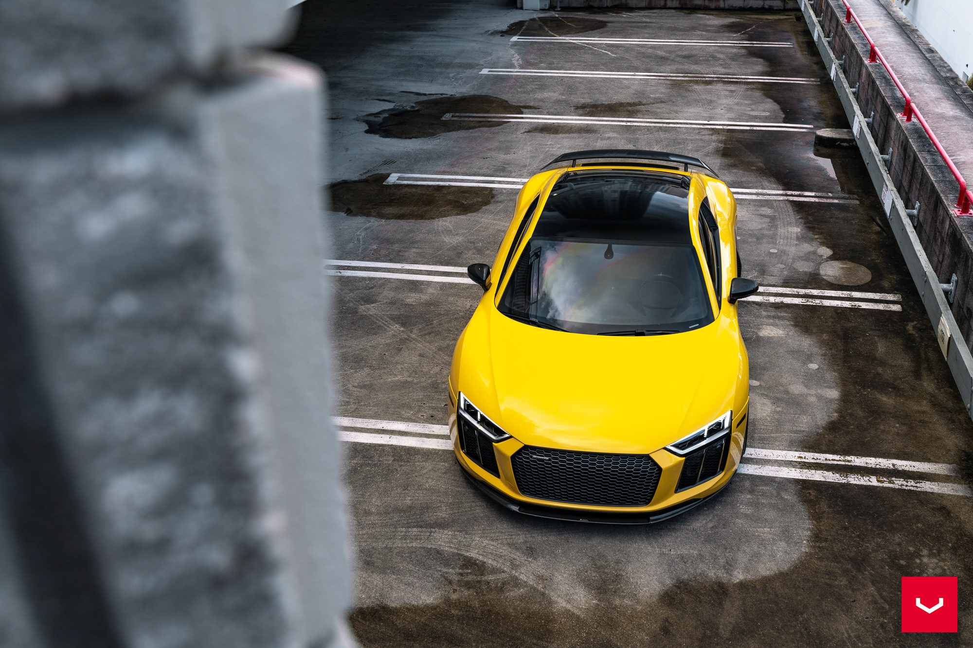 AUDI R8 - HYBRID FORGED SERIES: HF-7 - Vossen Wheels