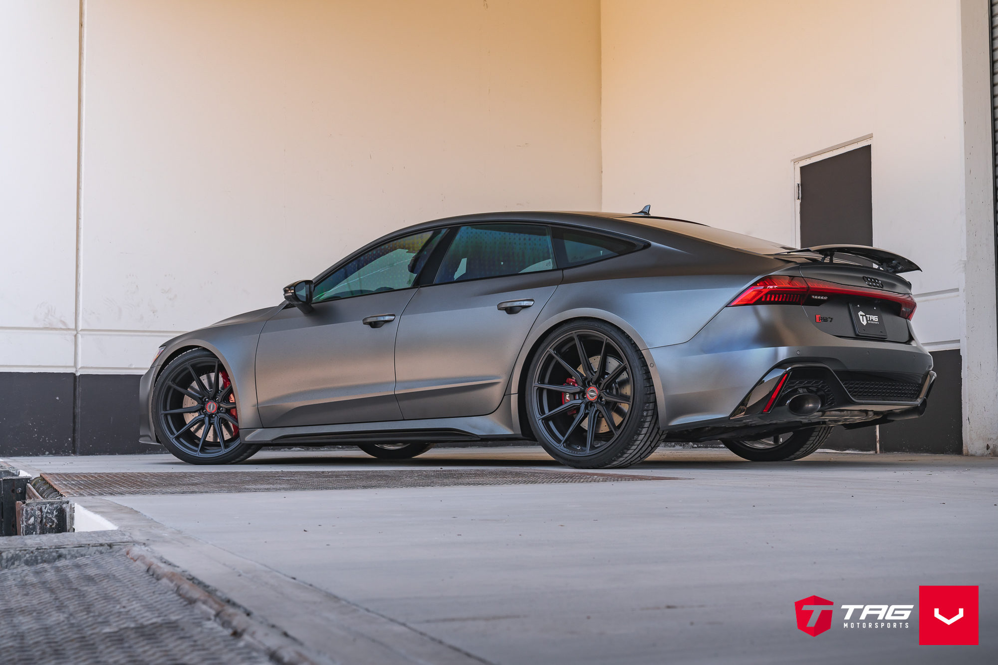 AUDI RS7 - HYBRID FORGED SERIES: HF-3 - Vossen Wheels