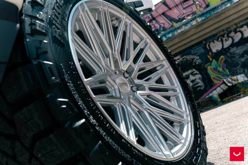 FORD F-150 LARIAT - HYBRID FORGED SERIES: HF6-5 - Vossen Wheels