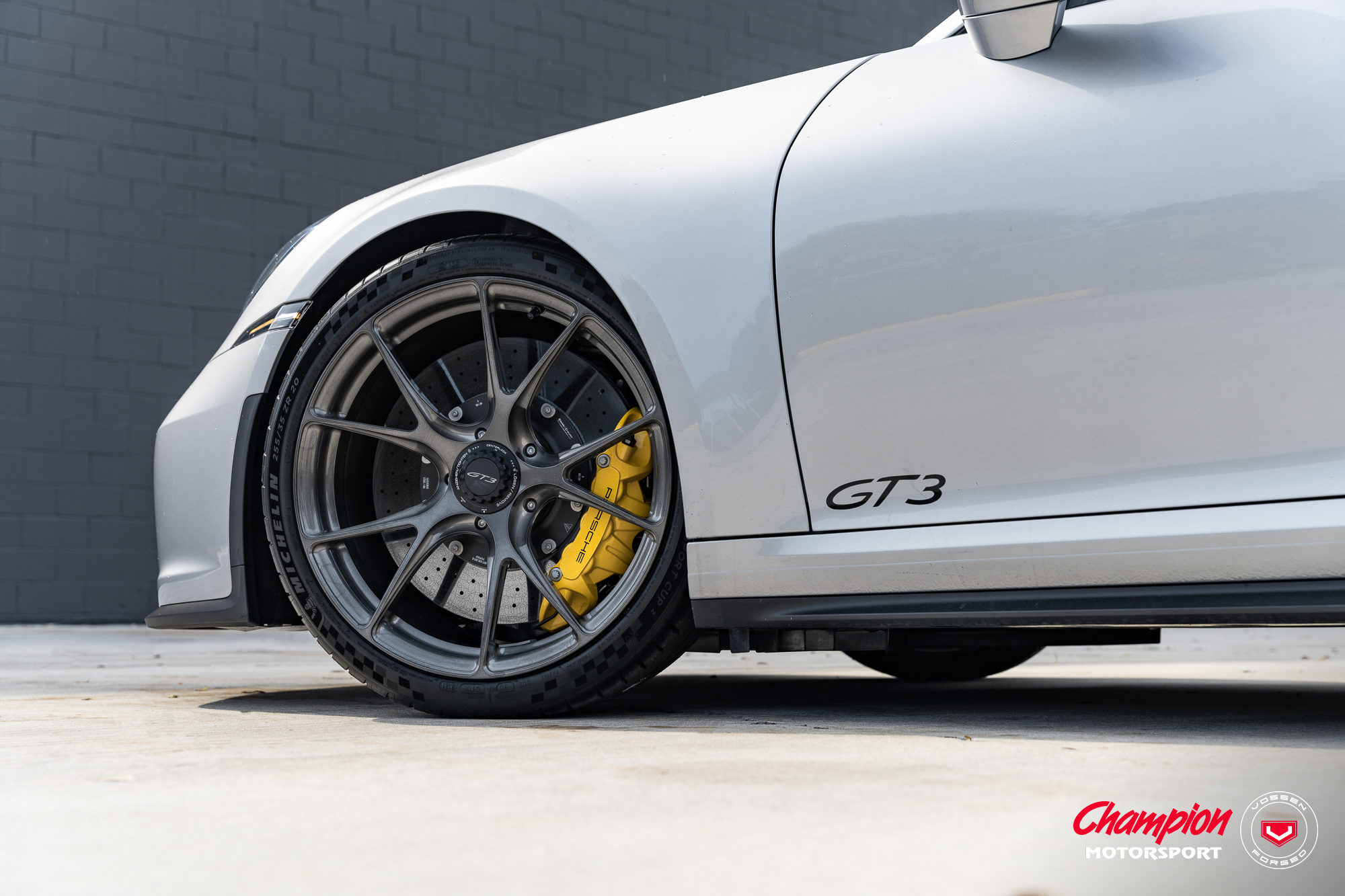 PORSCHE 992 GT3 - VOSSEN X CHAMPION SERIES: RS74 - Vossen Wheels