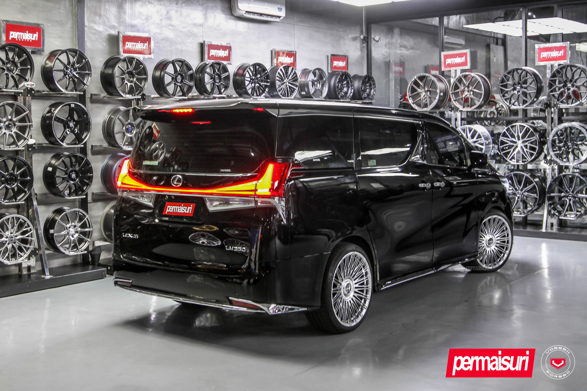 TOYOTA ALPHARD - SERIES 17: S17-14 - Vossen Wheels