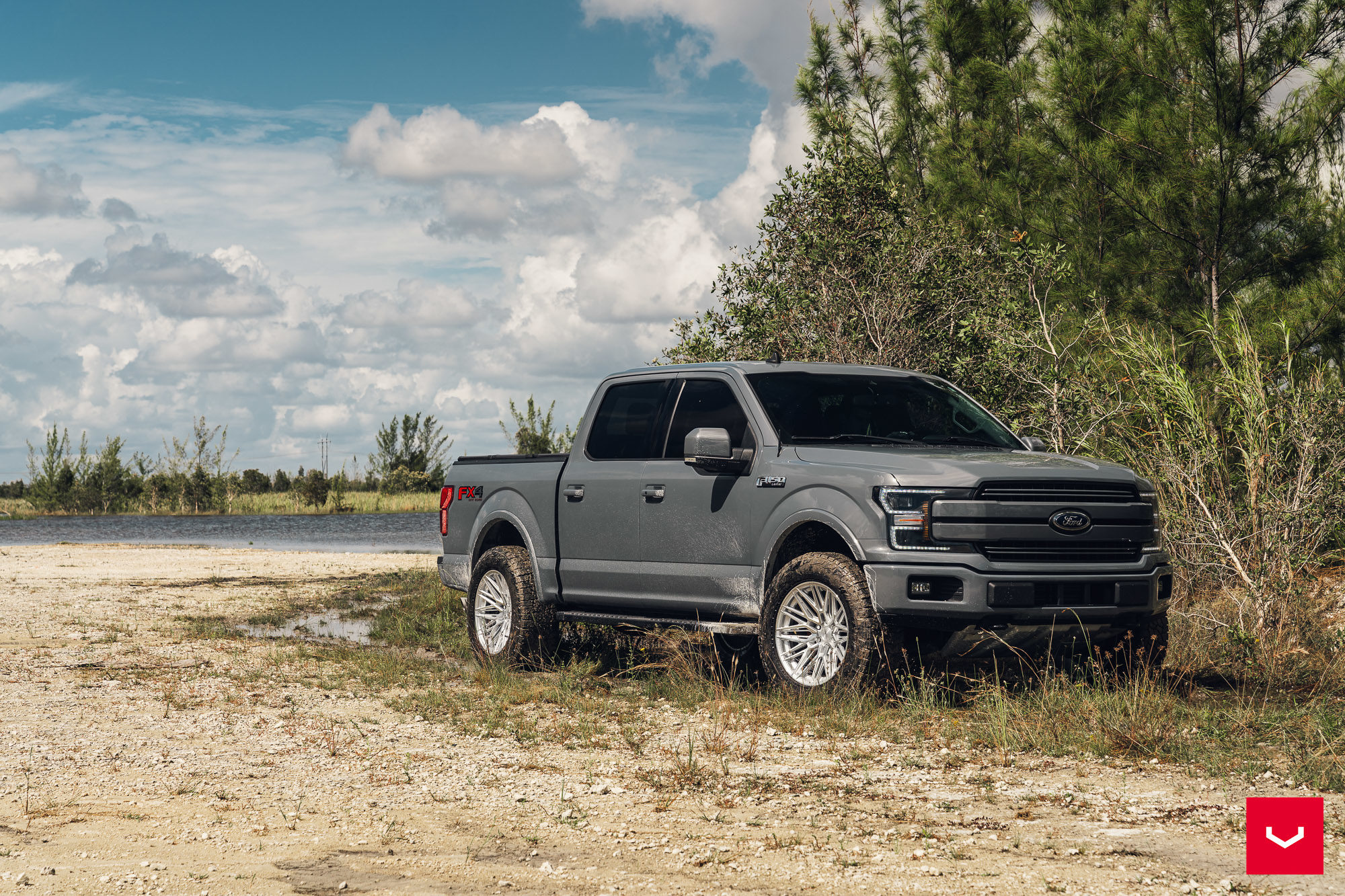 FORD F-150 FX4 - HYBRID FORGED SERIES: HF6-5 - Vossen Wheels