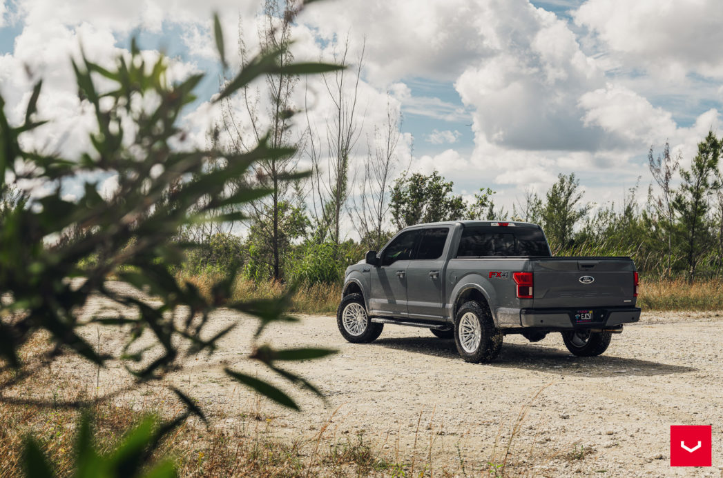 FORD F-150 FX4 - HYBRID FORGED SERIES: HF6-5 - Vossen Wheels
