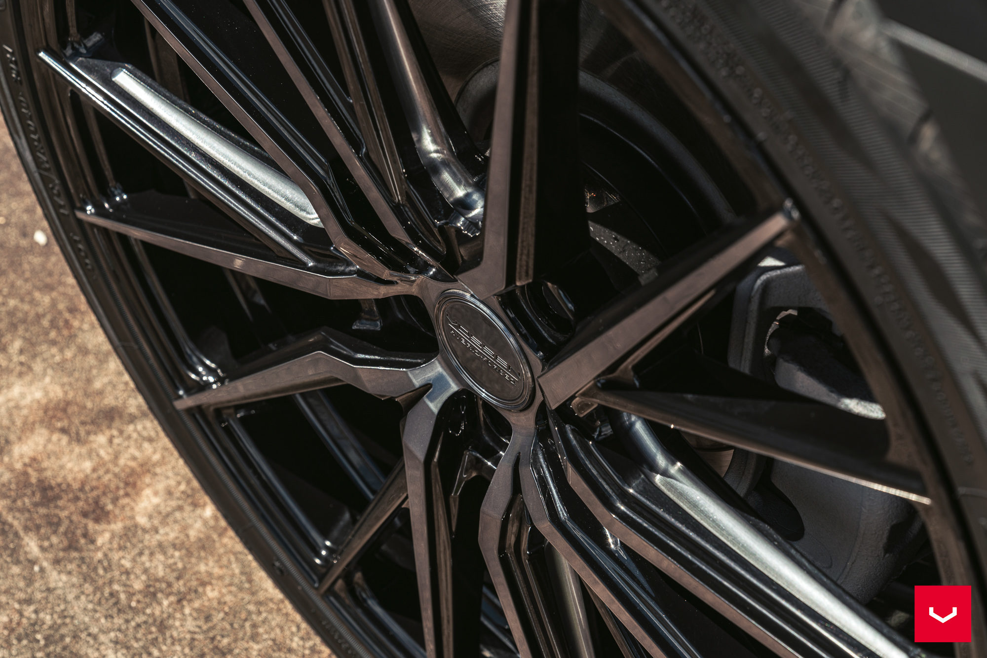 KIA TELLURIDE - HYBRID FORGED SERIES: HF-4T - Vossen Wheels