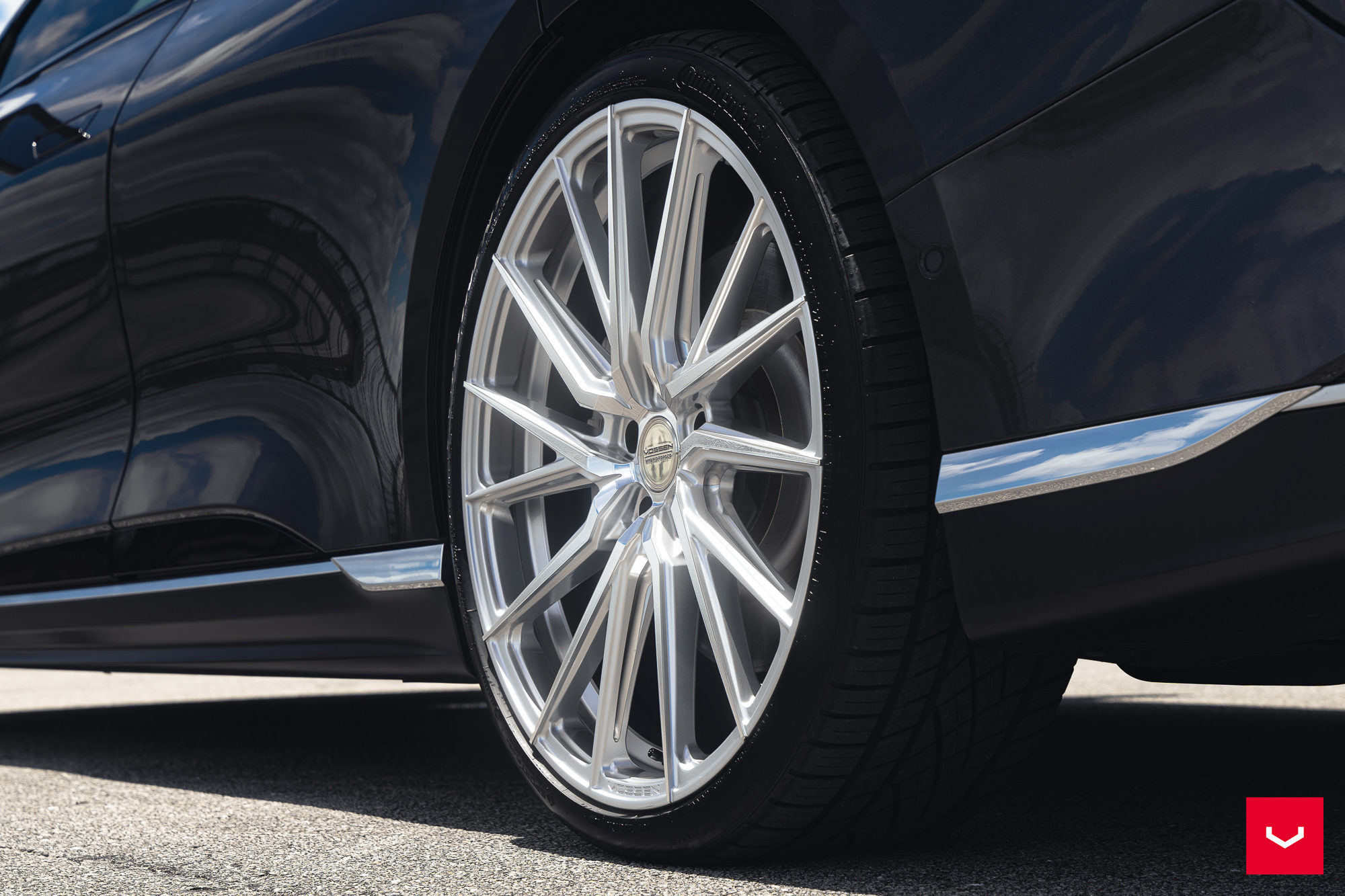 LUCID AIR GRAND TOURING - HYBRID FORGED SERIES: HF-4T - Vossen Wheels