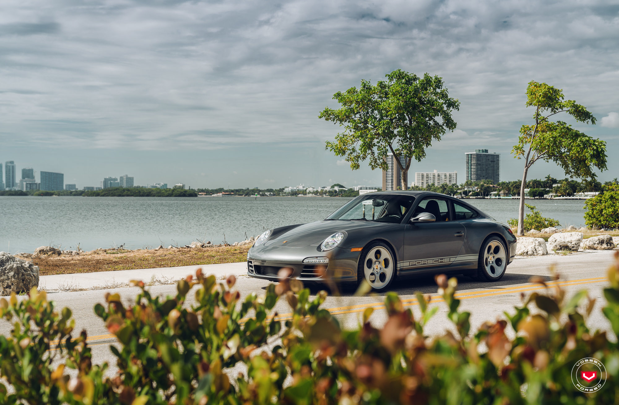 PORSCHE CARRERA 4S - LC SERIES: LC-103 - Vossen Wheels