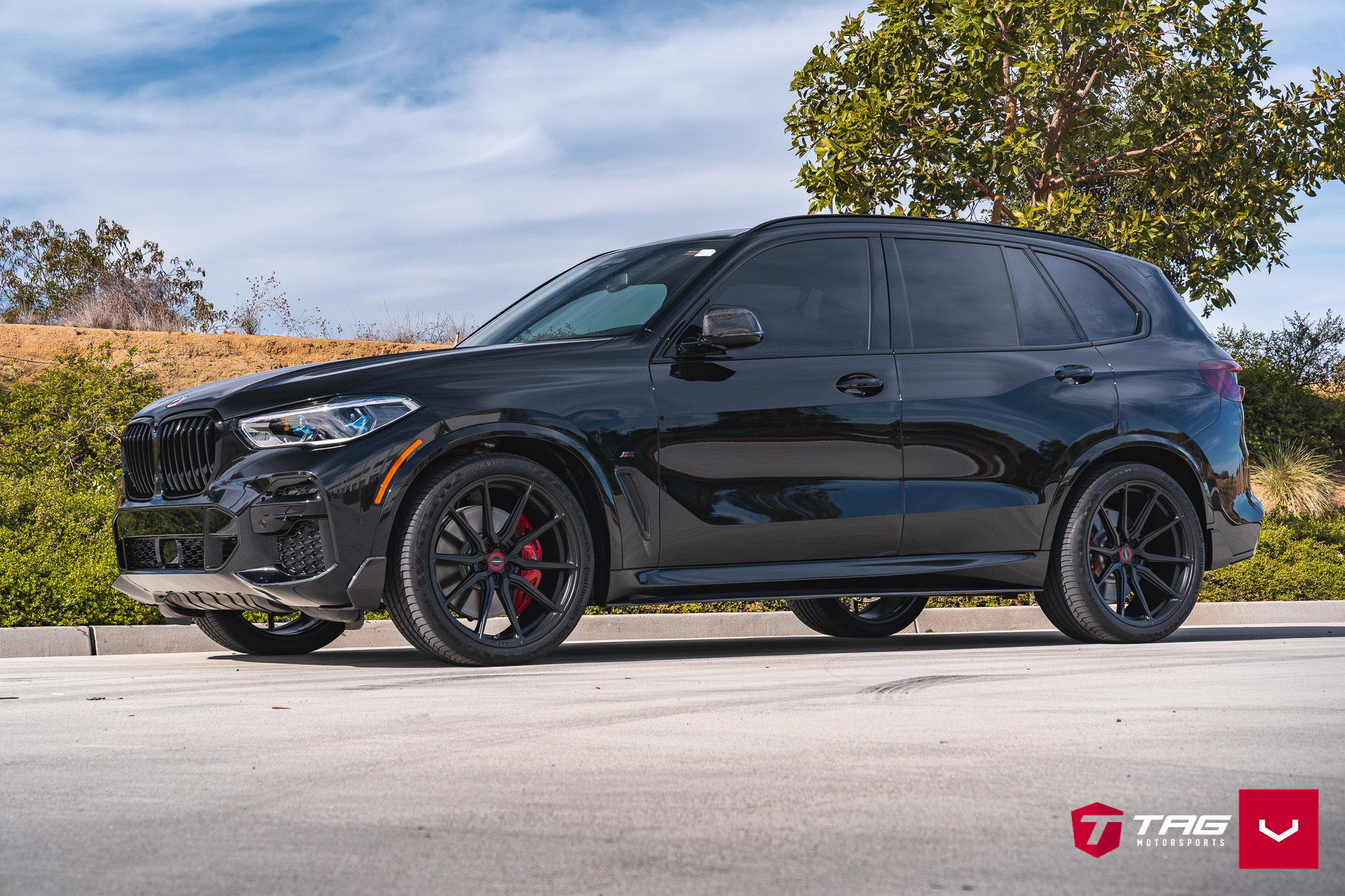 BMW X5 M50i - HYBRID FORGED SERIES: HF-3 - Vossen Wheels