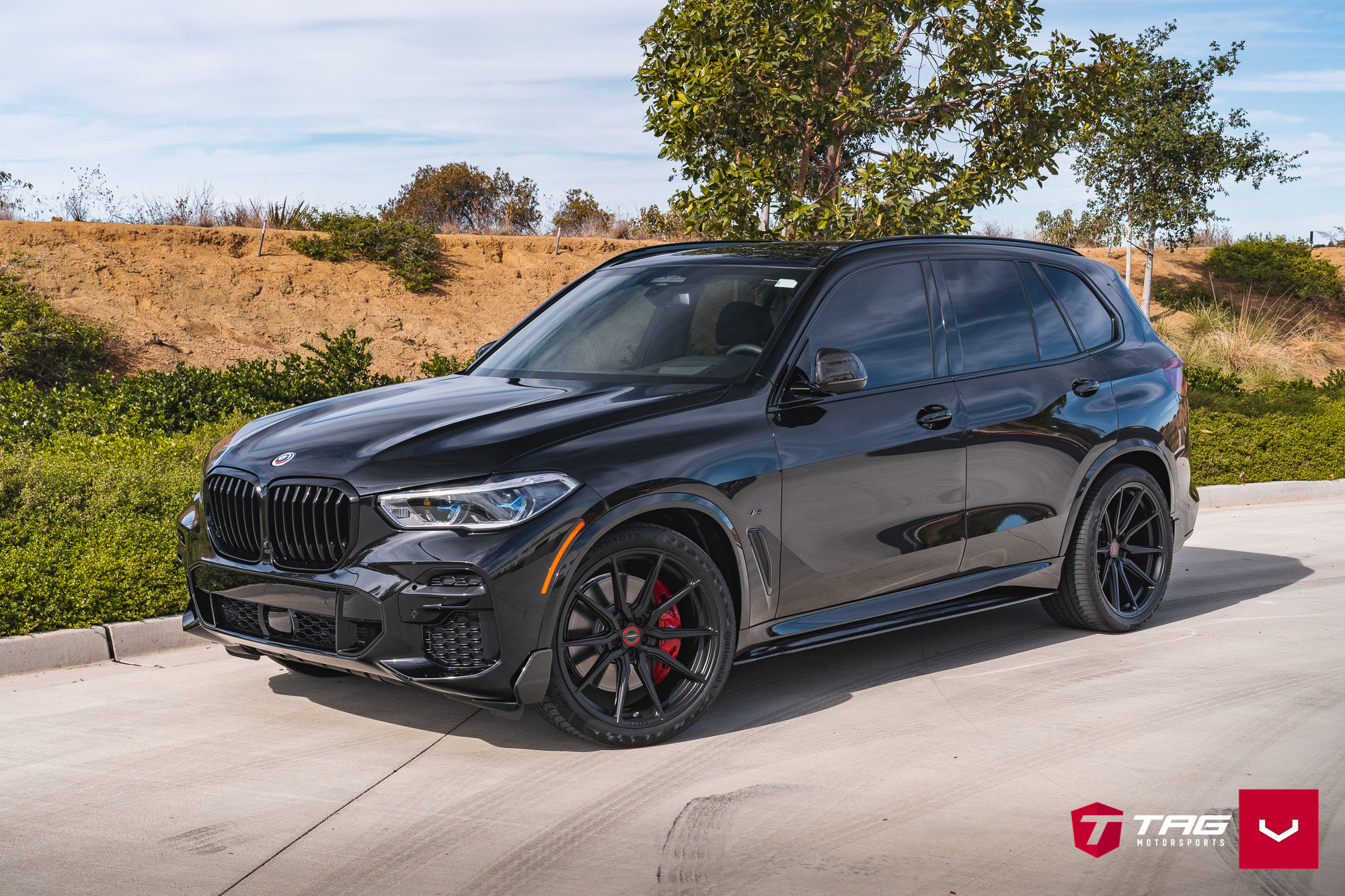 BMW X5 M50i - HYBRID FORGED SERIES: HF-3 - Vossen Wheels