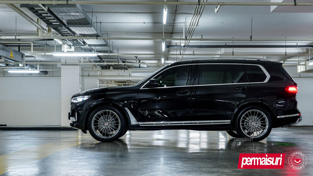 BMW X7 - SERIES 17: S17-04 - Vossen Wheels