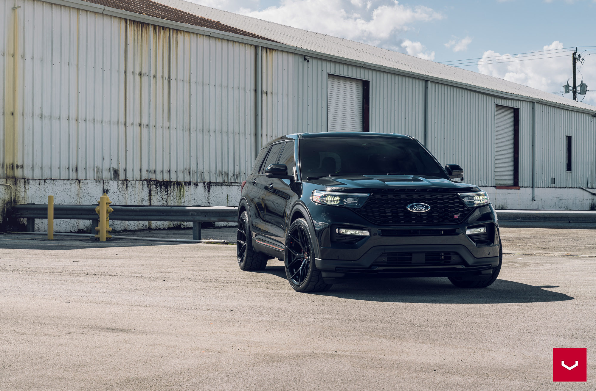 FORD EXPLORER ST - HYBRID FORGED SERIES: HF-5 - Vossen Wheels