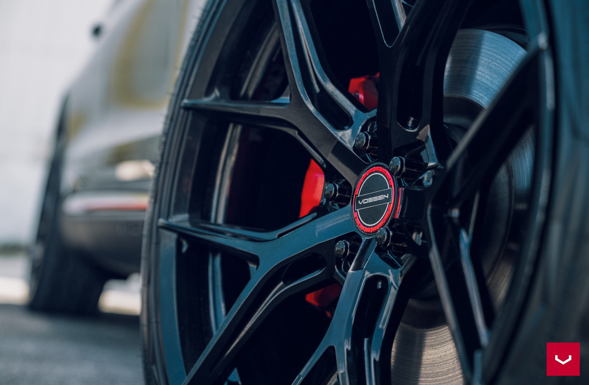 FORD EXPLORER ST - HYBRID FORGED SERIES: HF-5 - Vossen Wheels