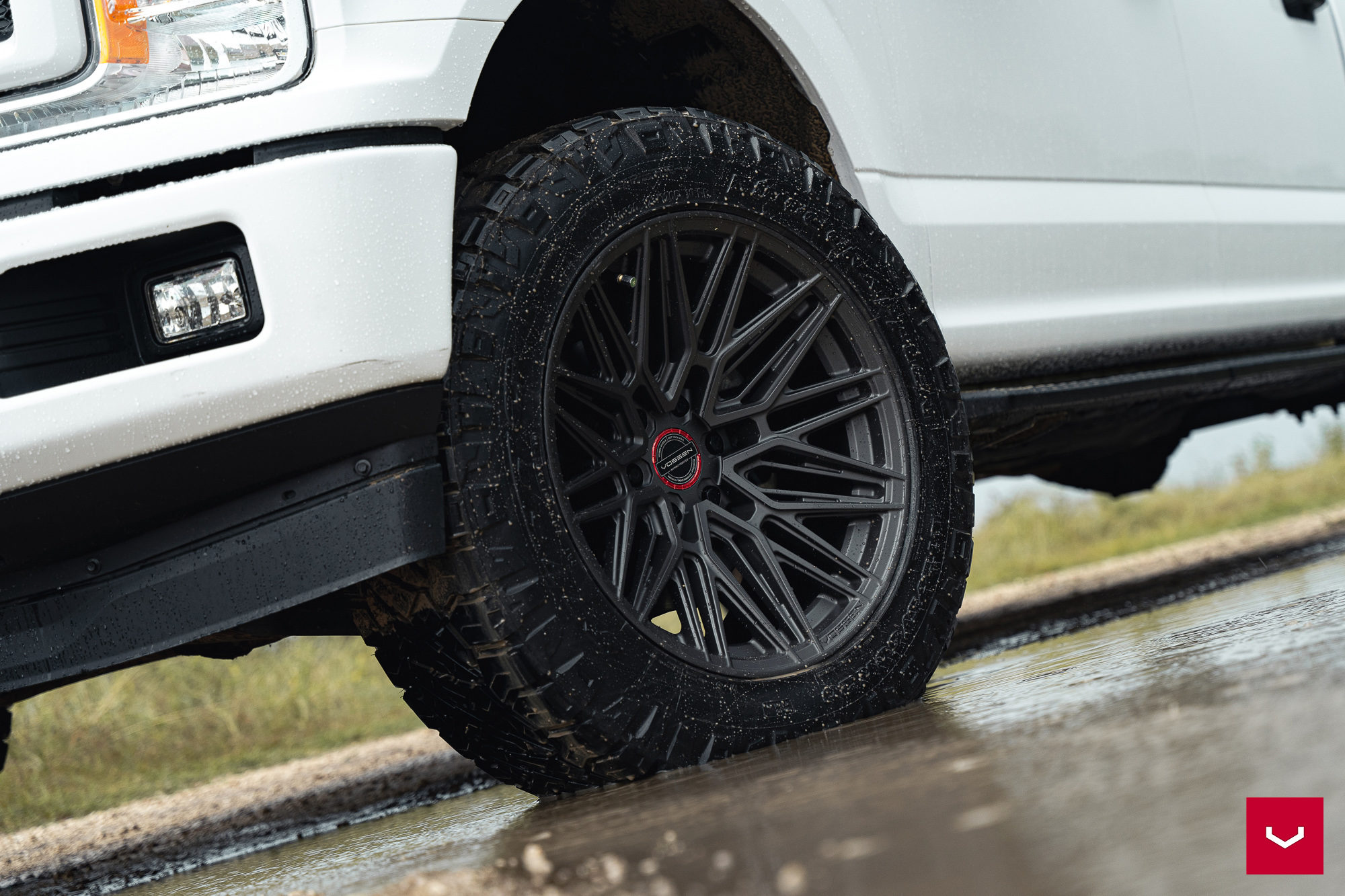 FORD F-150 STX - HYBRID FORGED SERIES: HF6-5 (SUPER DEEP) - Vossen Wheels
