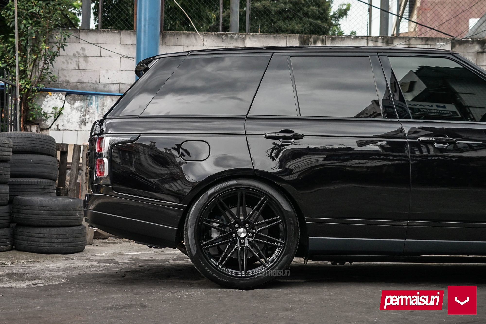 LAND ROVER RANGE ROVER - CV SERIES: CV10 - Vossen Wheels