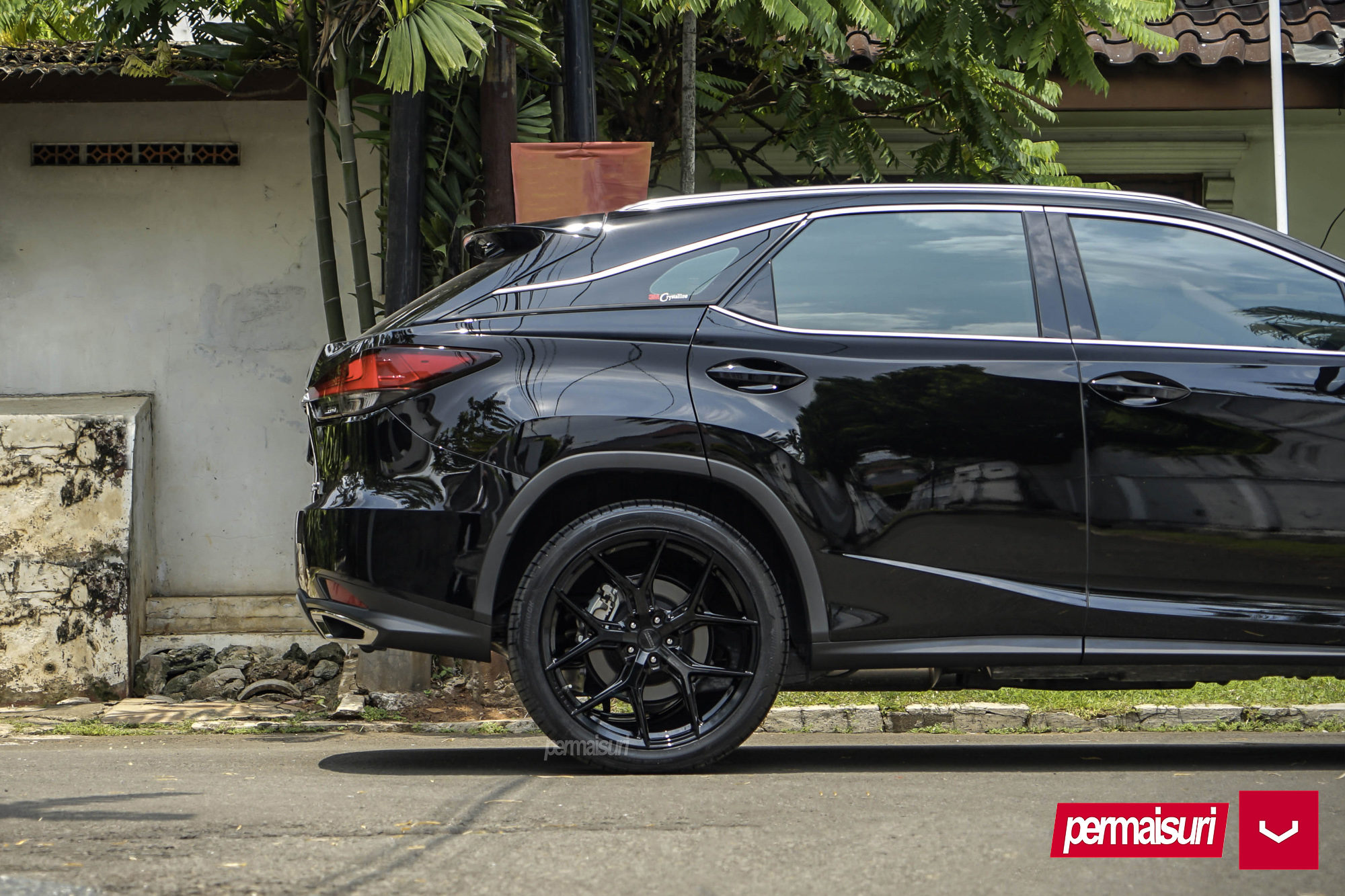 LEXUS RX300 - HYBRID FORGED SERIES: HF-5 - Vossen Wheels