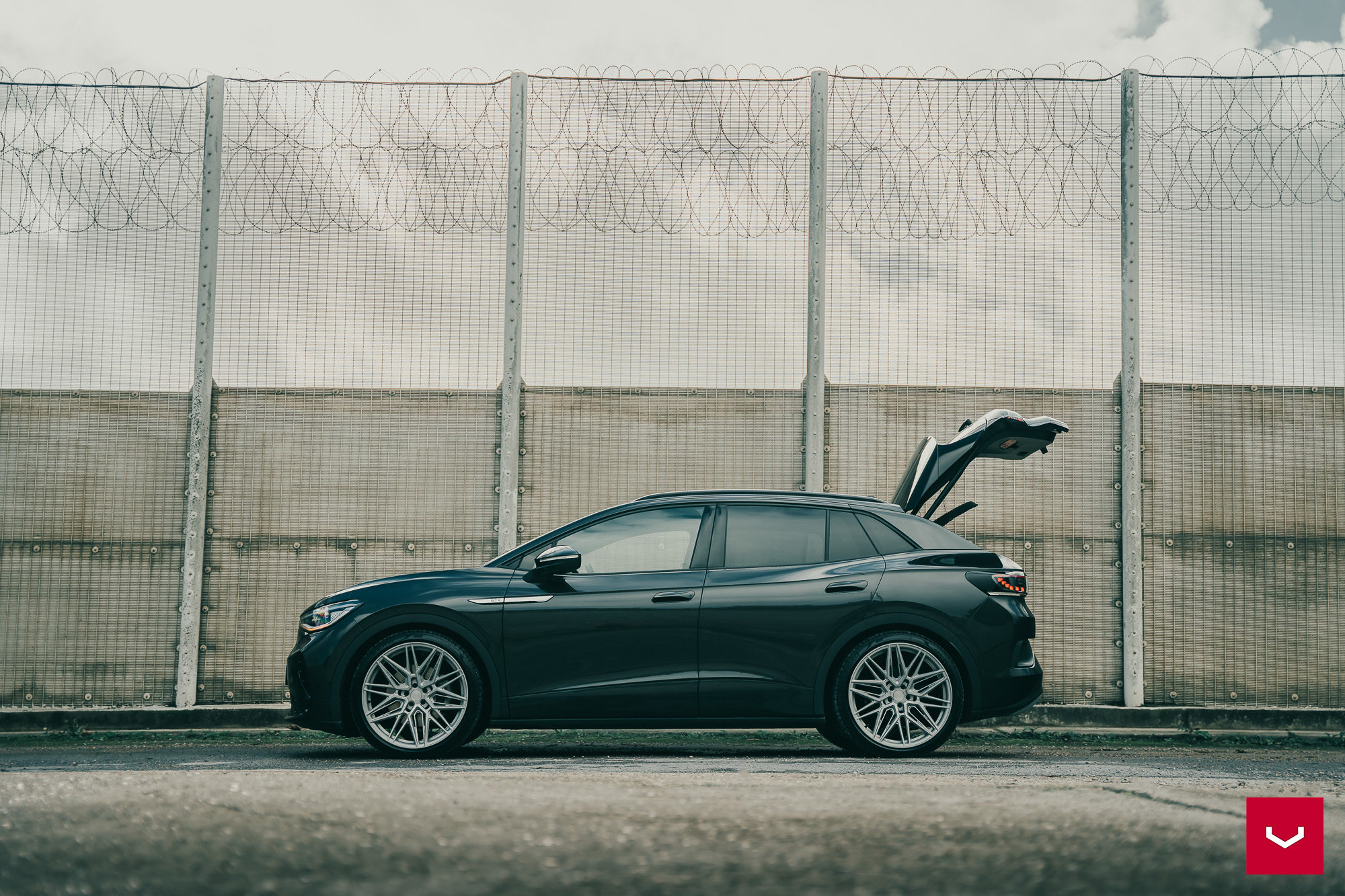 VW ID4 GTX - HYBRID FORGED SERIES: HF-7 - Vossen Wheels