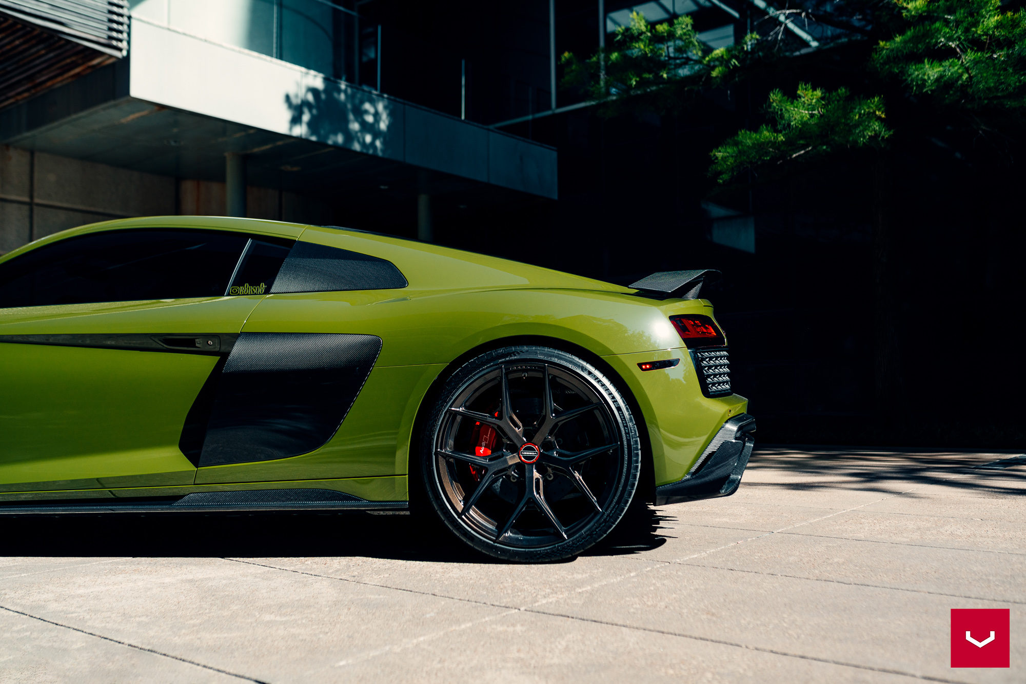 AUDI R8 - HYBRID FORGED SERIES: HF-5 - Vossen Wheels