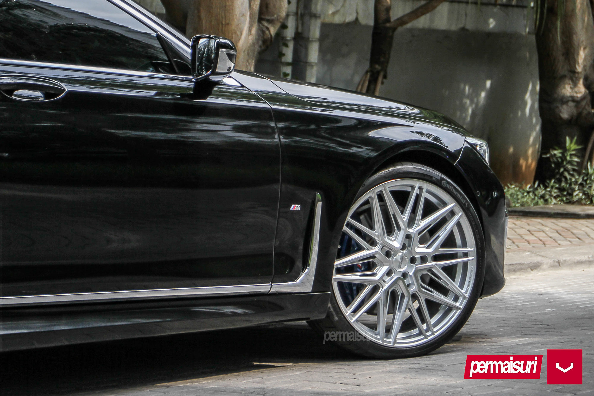 BMW G12 7 SERIES - HYBRID FORGED SERIES: HF-7 - Vossen Wheels