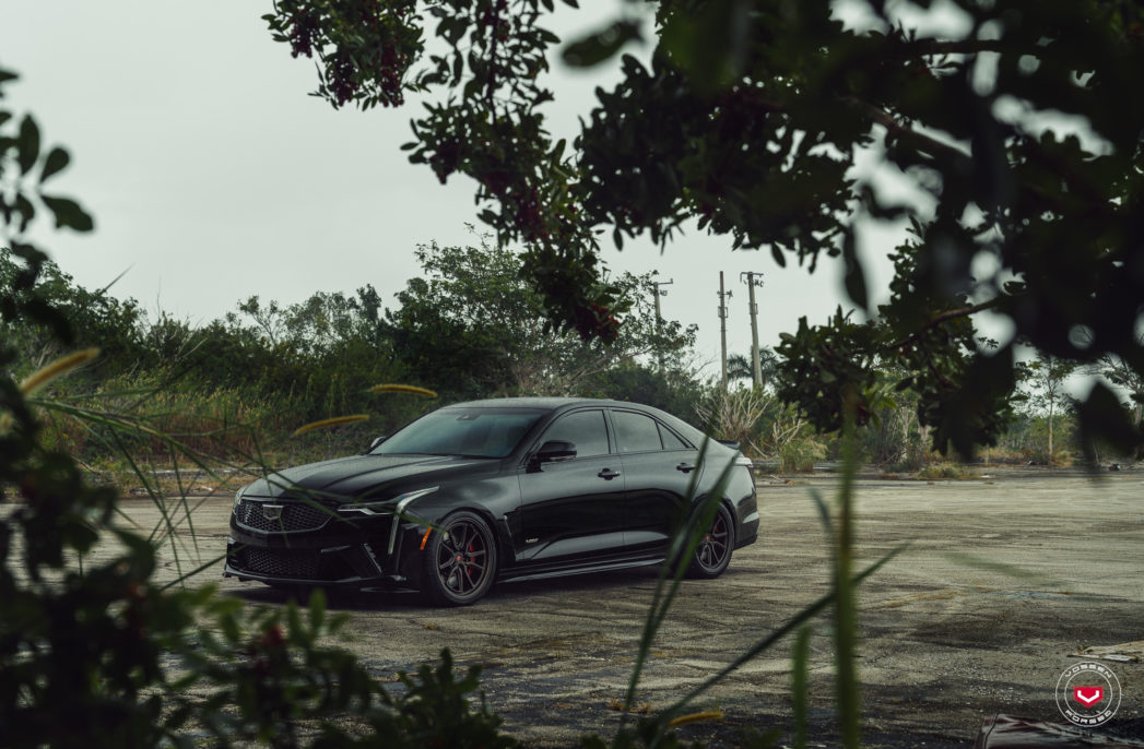 CADILLAC CT4 V - M-X SERIES: ML-X2 - Vossen Wheels