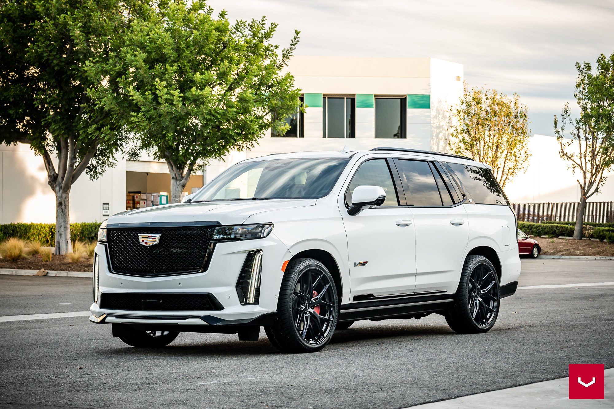 CADILLAC ESCALADE V - HYBRID FORGED SERIES: HF6-4 - Vossen Wheels
