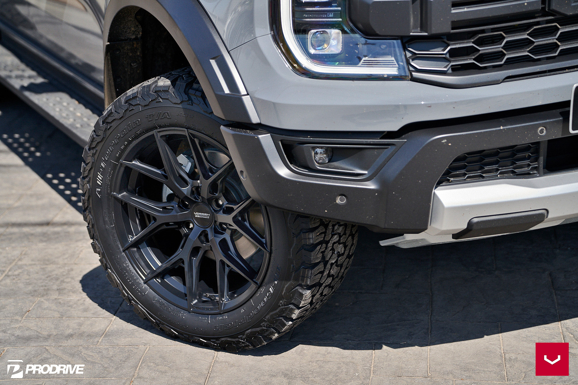FORD RANGER RAPTOR - HYBRID FORGED SERIES: HF6-4 - Vossen Wheels