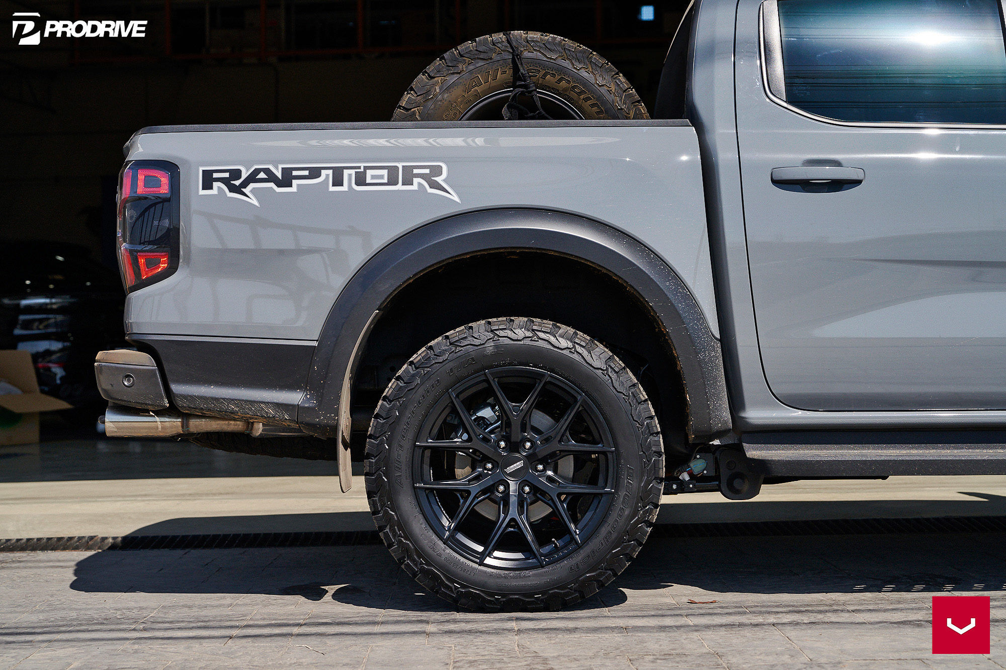 FORD RANGER RAPTOR - HYBRID FORGED SERIES: HF6-4 - Vossen Wheels