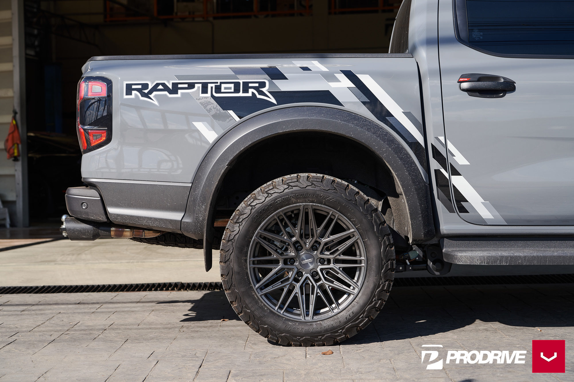 FORD RANGER RAPTOR - HYBRID FORGED SERIES: HF6-5 - Vossen Wheels