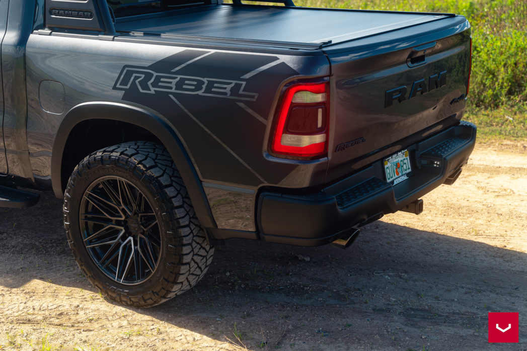 RAM REBEL - HYBRID FORGED SERIES: HF6-5 - Vossen Wheels