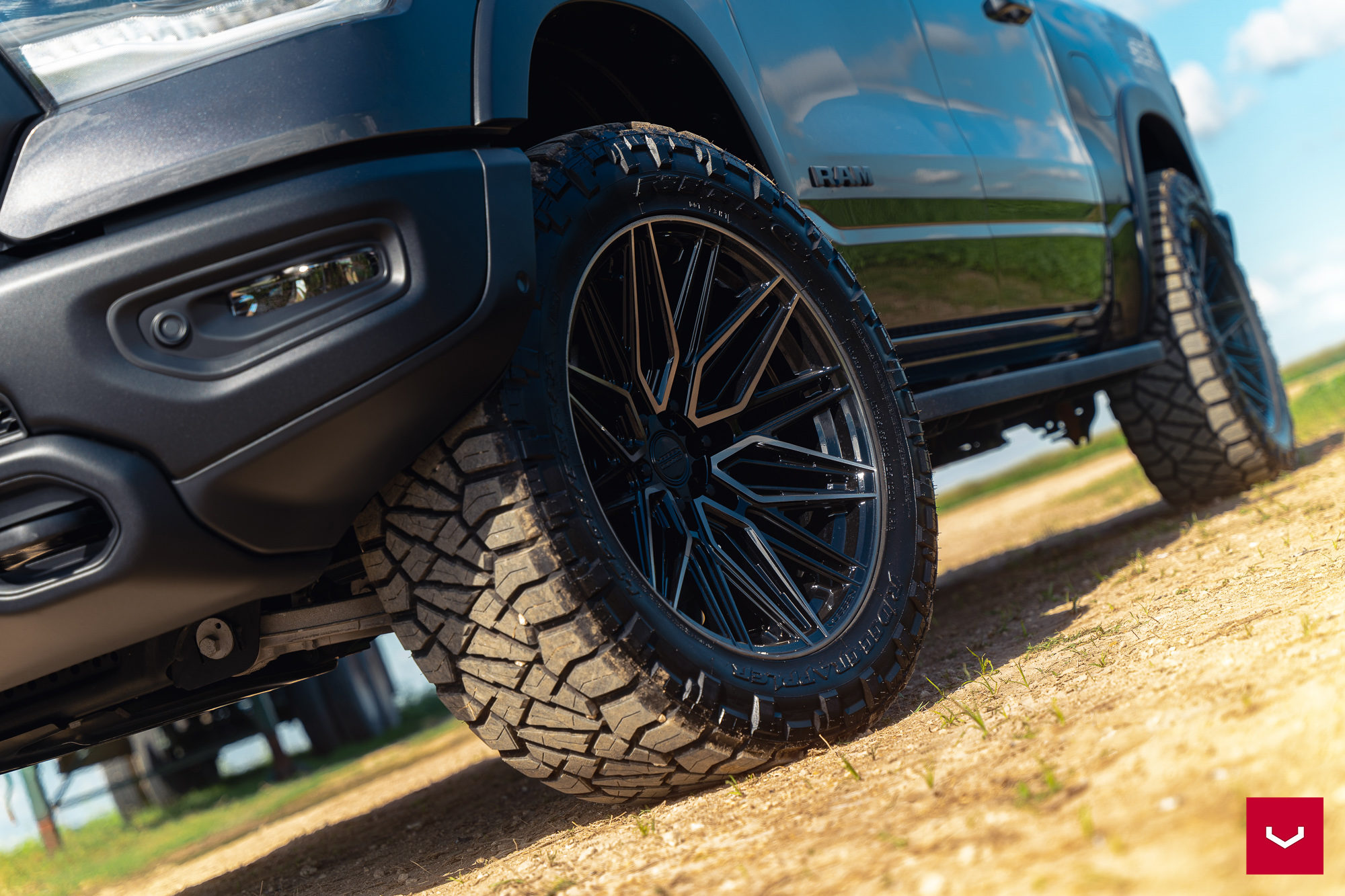 RAM REBEL - HYBRID FORGED SERIES: HF6-5 - Vossen Wheels