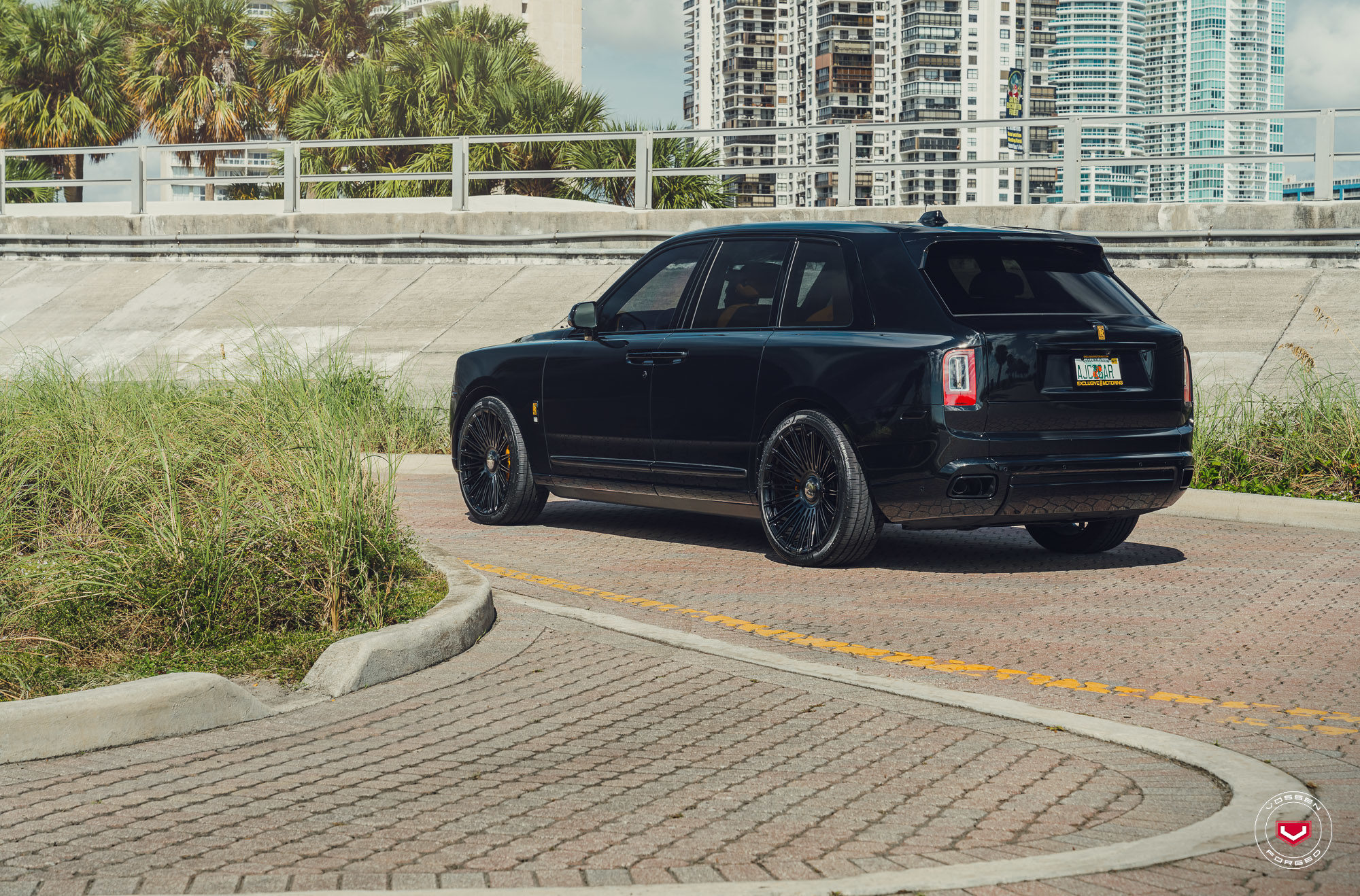 ROLLS-ROYCE CULLINAN - SERIES 17: S17-14 - Vossen Wheels