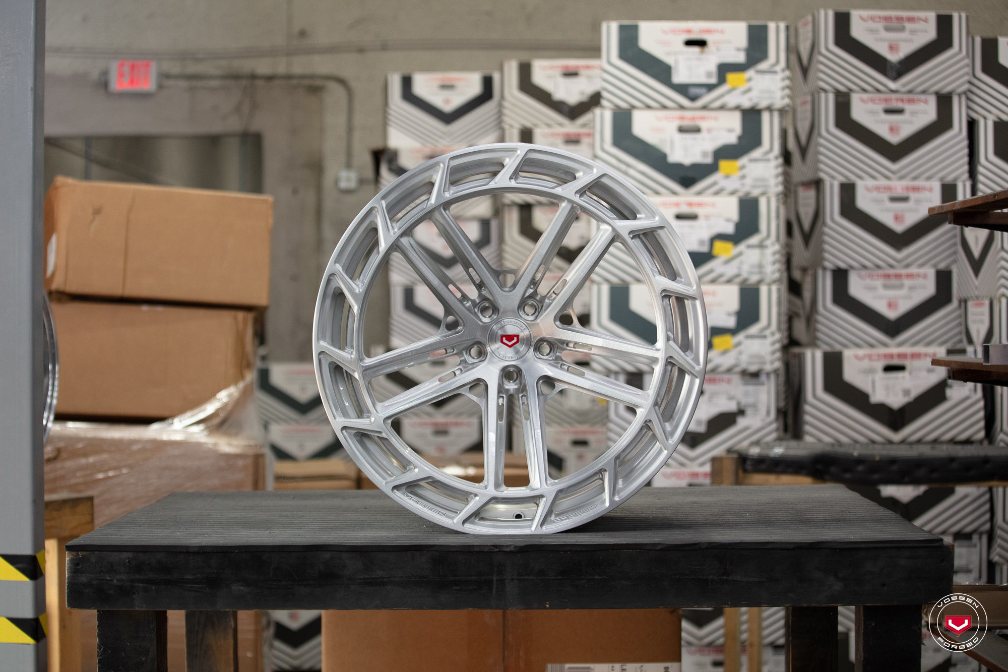 LC3 SERIES: LC3-03T - Vossen Wheels