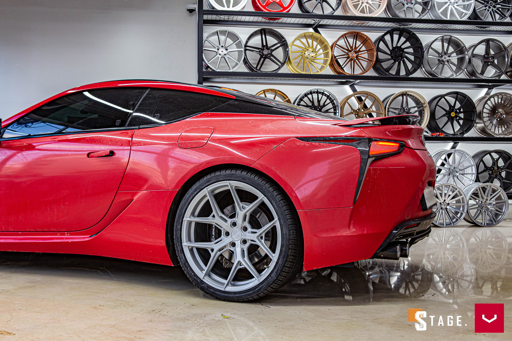 LEXUS LC500 - HYBRID FORGED SERIES: HF-5 - Vossen Wheels