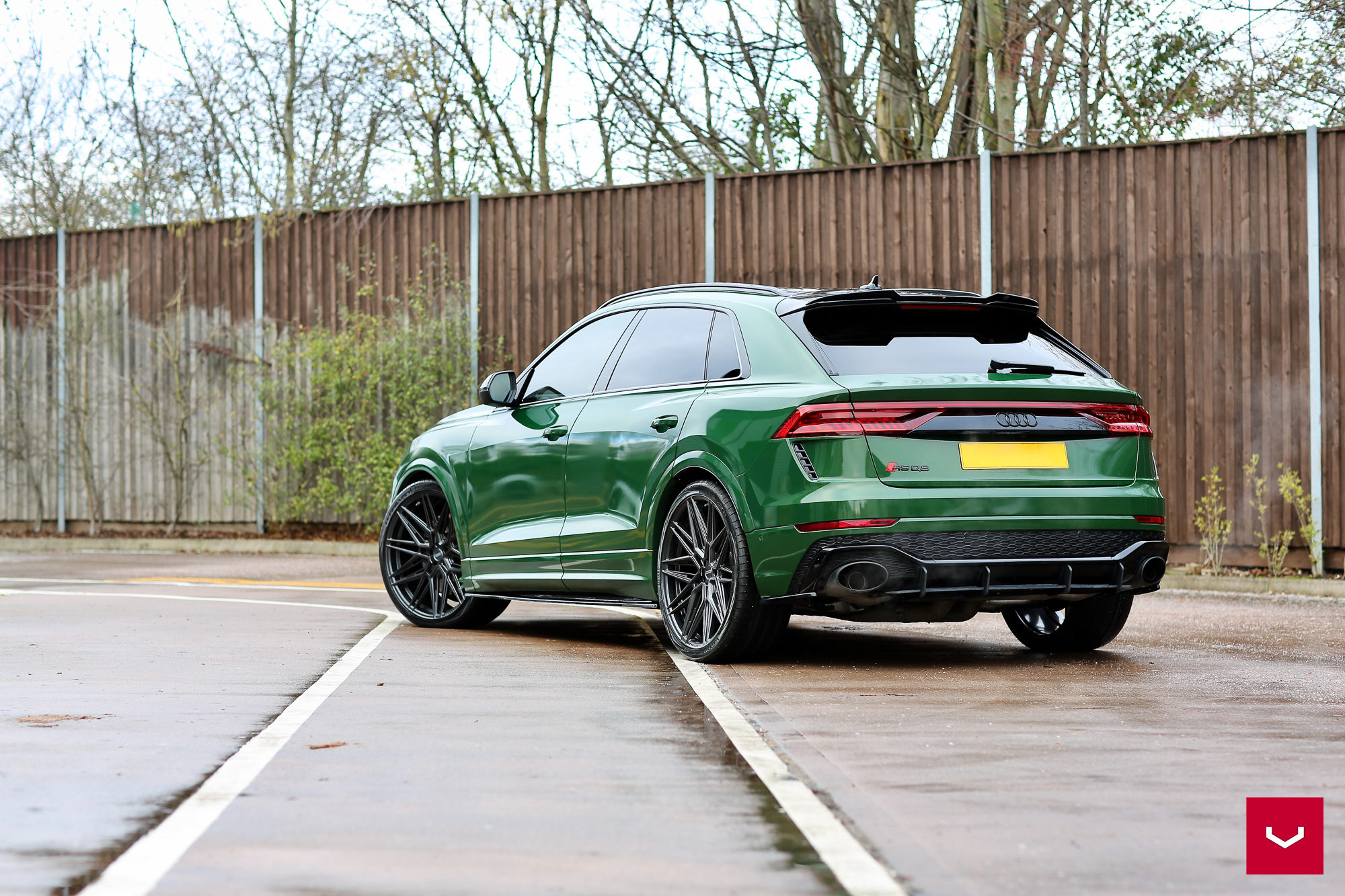 MAXTON AUDI RSQ8 - HYBRID FORGED SERIES: HF-7 - Vossen Wheels