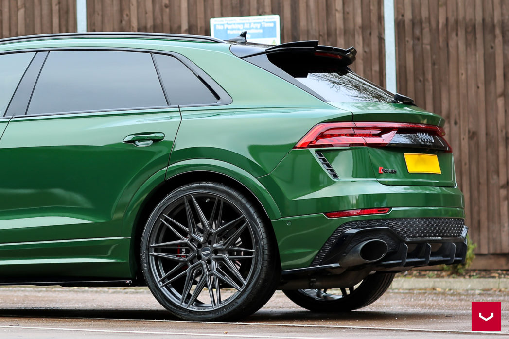 MAXTON AUDI RSQ8 - HYBRID FORGED SERIES: HF-7 - Vossen Wheels