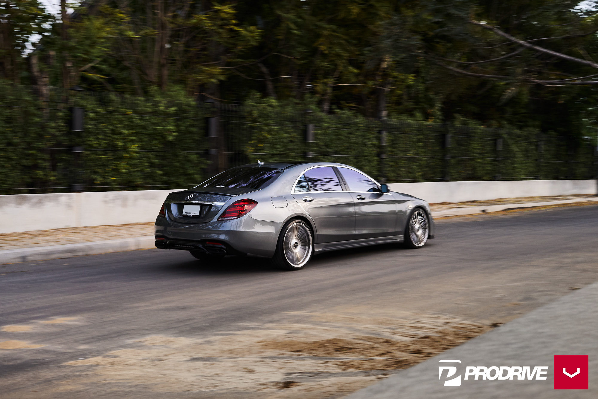 MERCEDES W222 S CLASS - HYBRID FORGED SERIES: HF-8 - Vossen Wheels