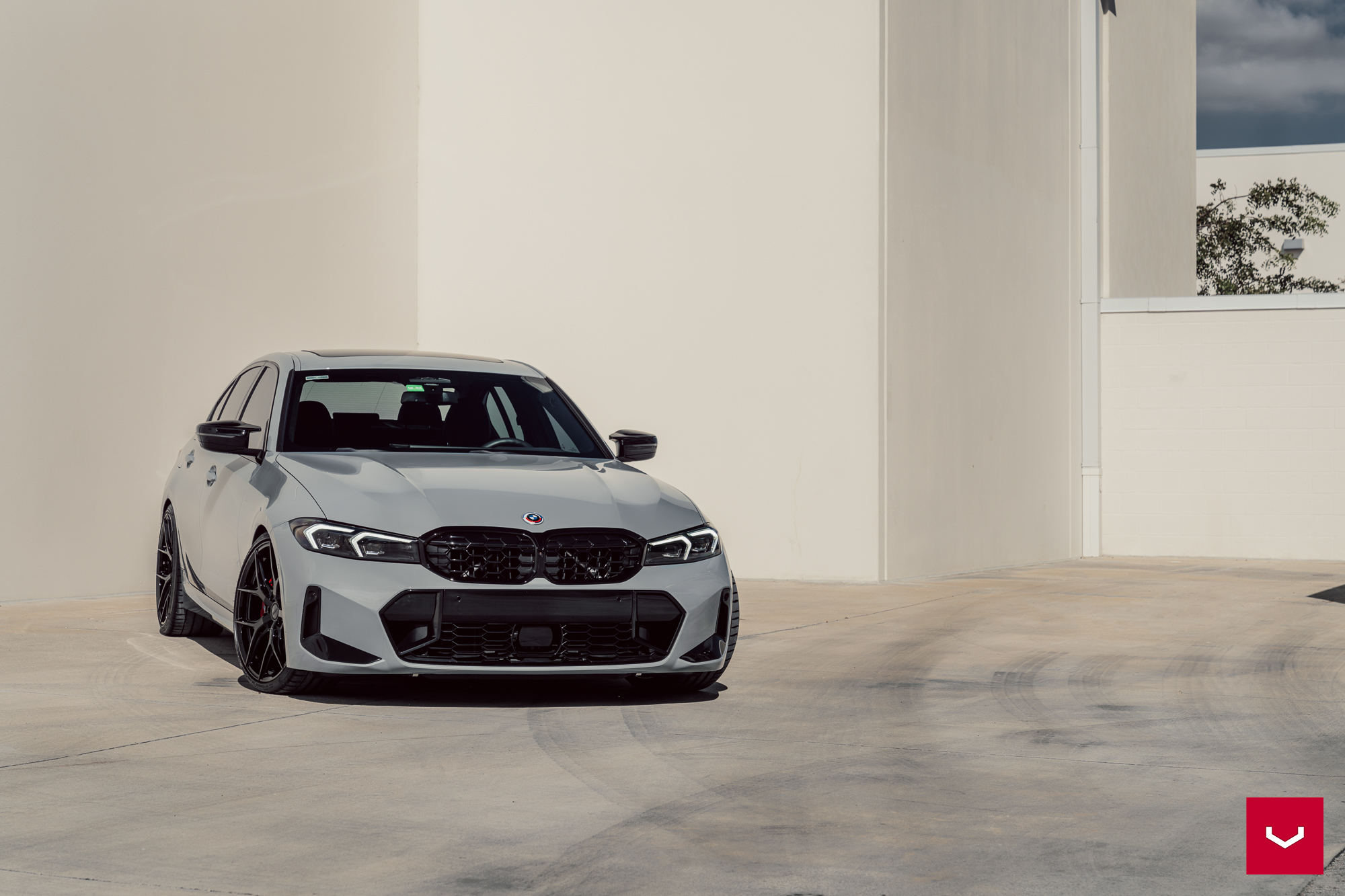 BMW 340i - HYBRID FORGED SERIES: HF-5 - Vossen Wheels